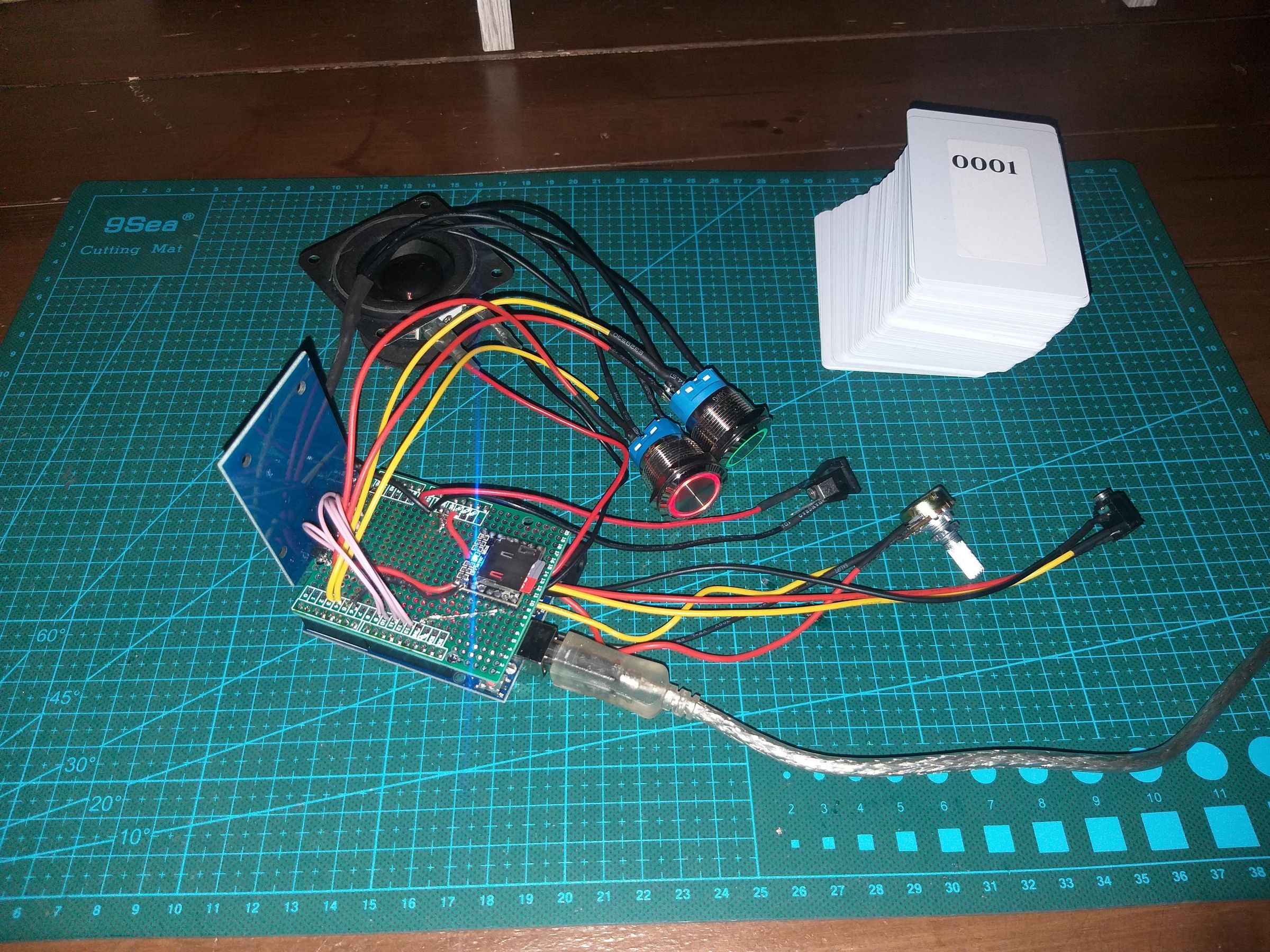 Juuke - a RFID Music Player for Elderly and Kids : 10 Steps (with ...