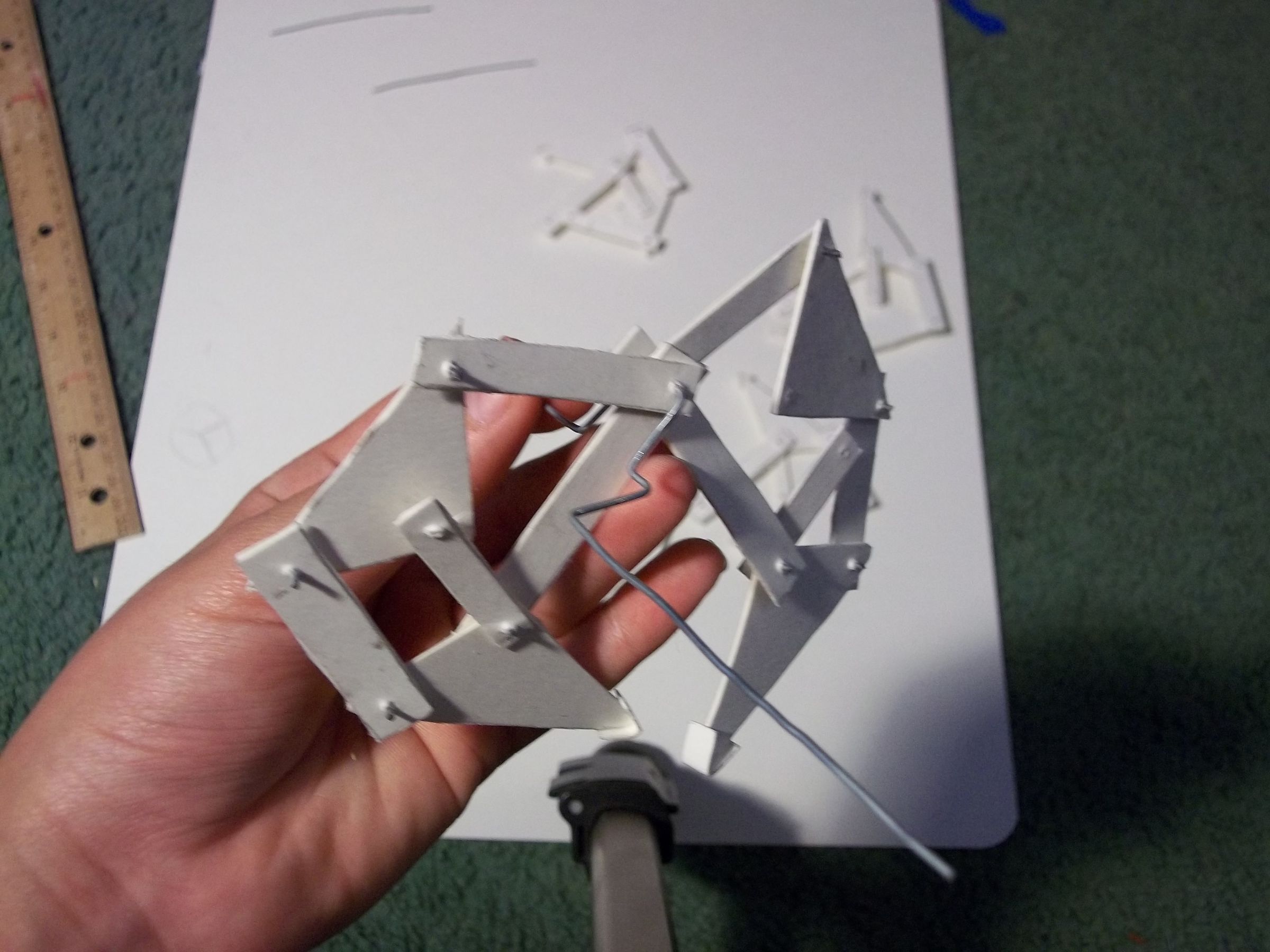 Paper Strandbeest Mk 2 : 8 Steps - Instructables
