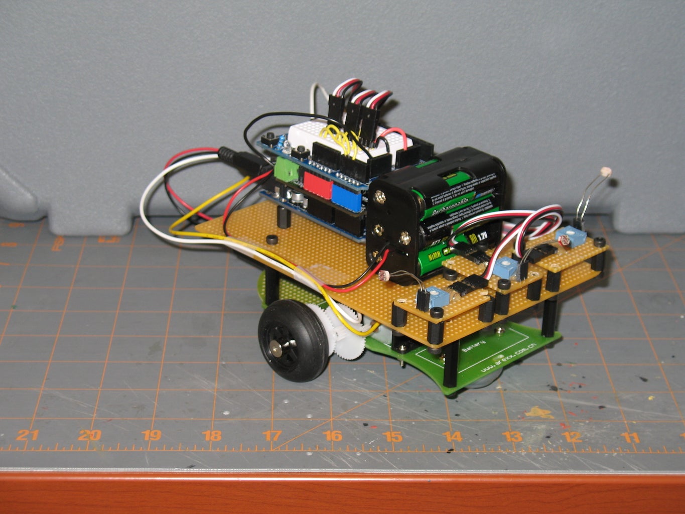 Arduino Light Following Robot 6 Steps With Pictures Instructables
