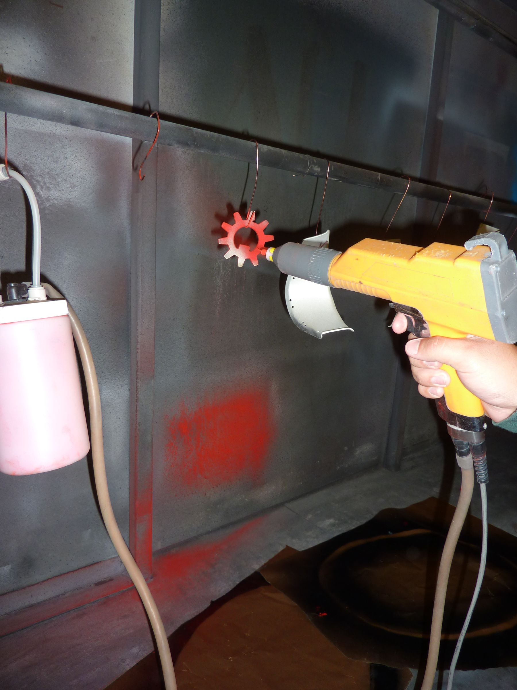 How to Powder-Coat Metal Art Items : 7 Steps (with Pictures ...