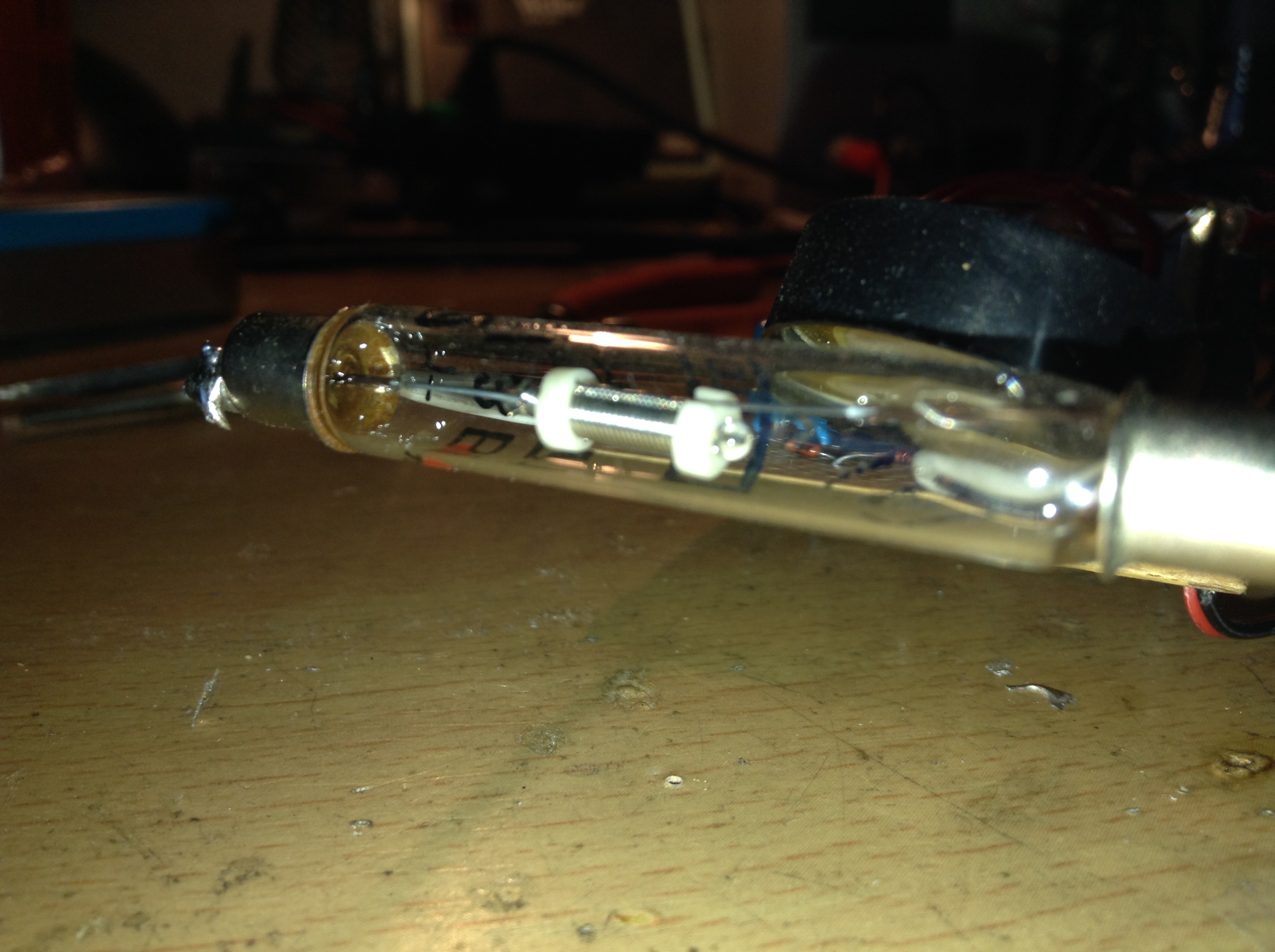 Simplest Geiger Counter : 7 Steps (with Pictures) - Instructables