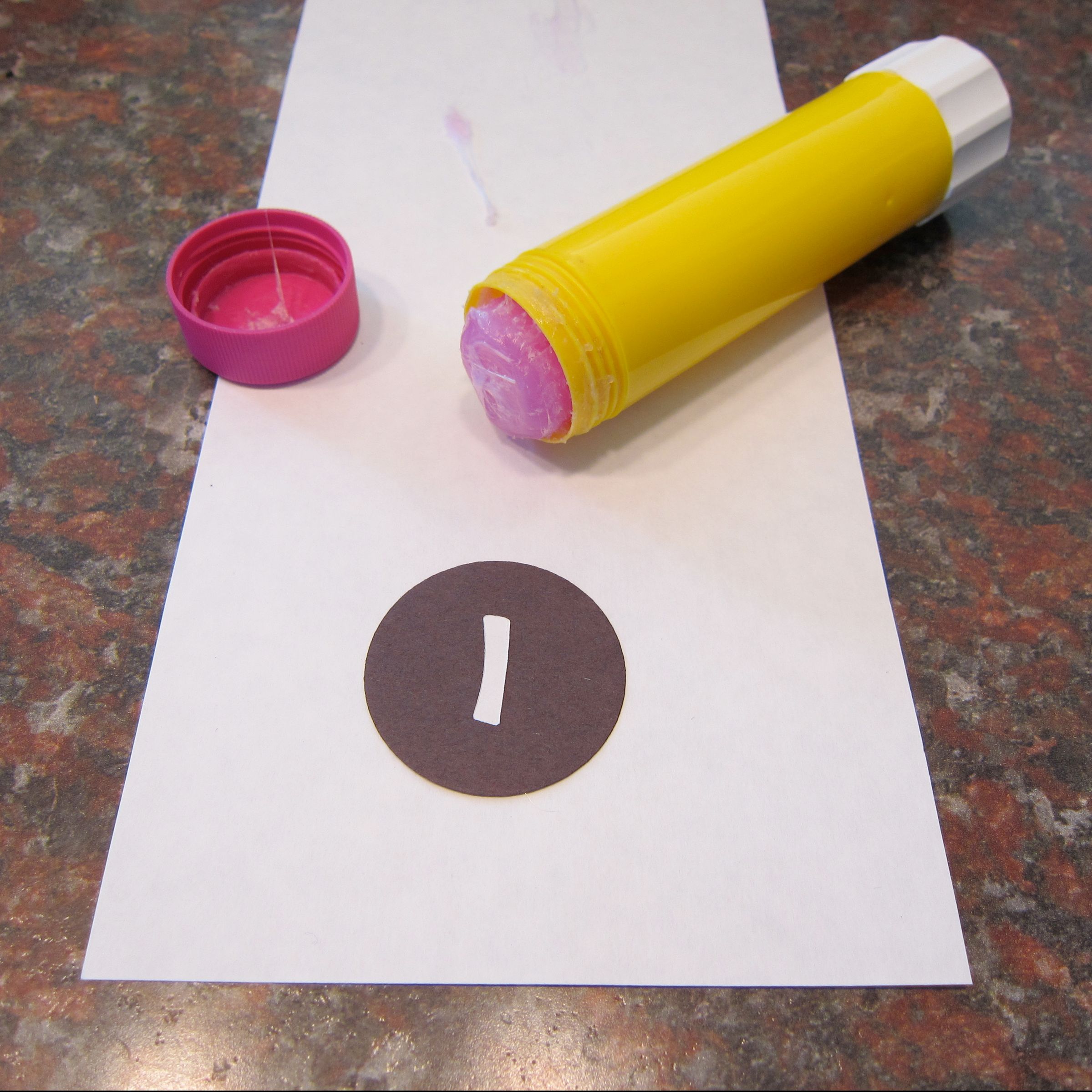 Play-Doh Lid Clock : 6 Steps (with Pictures) - Instructables