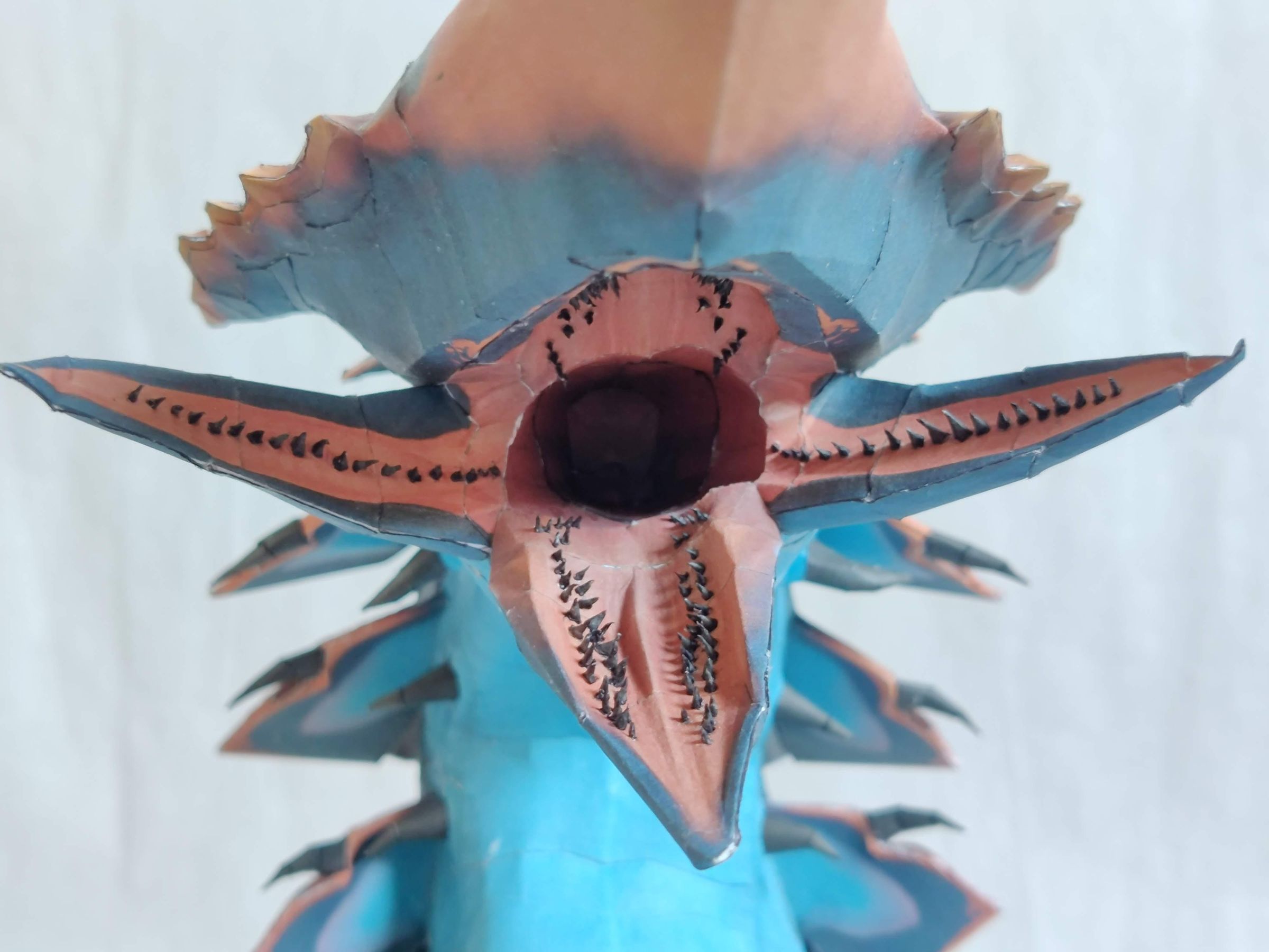 Iceworm Papercraft - Subnautica Below Zero : 8 Steps (with Pictures ...