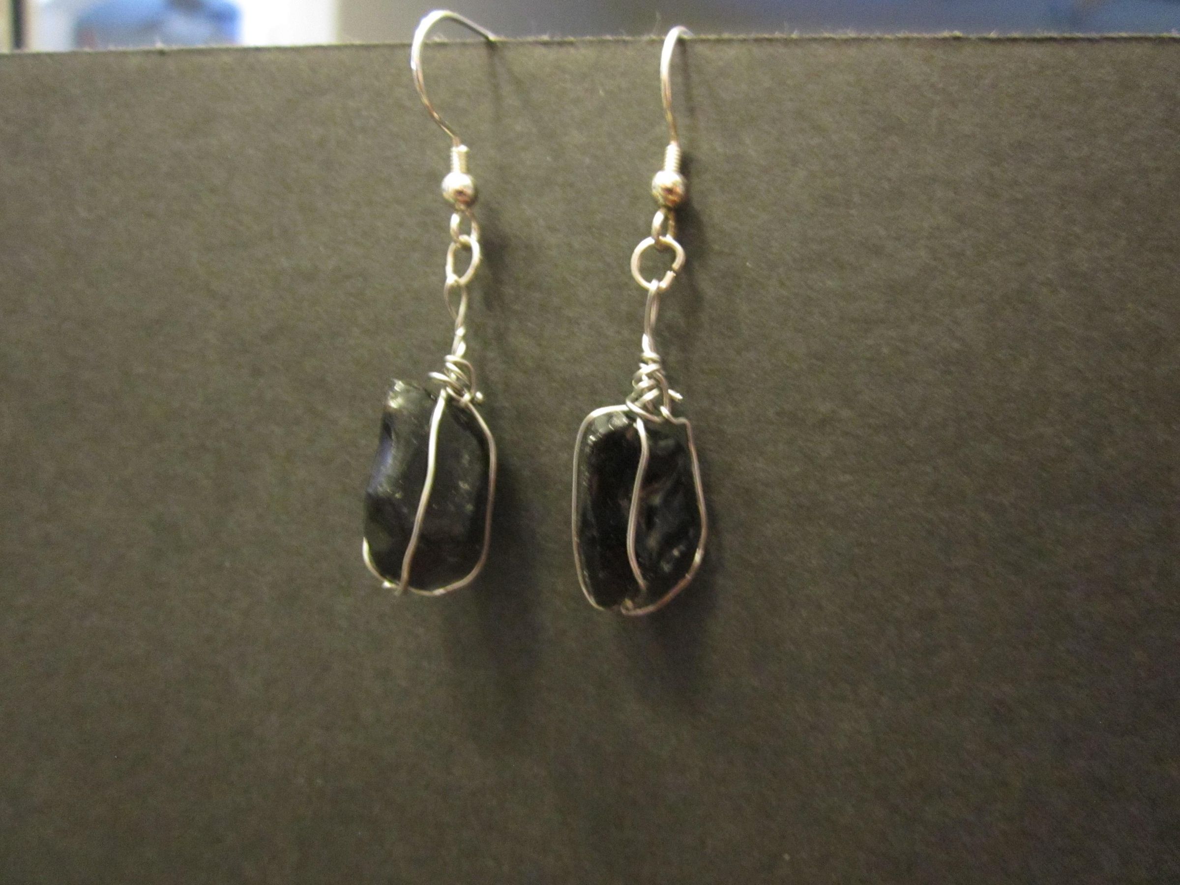 Apache Tears Earrings : 3 Steps - Instructables