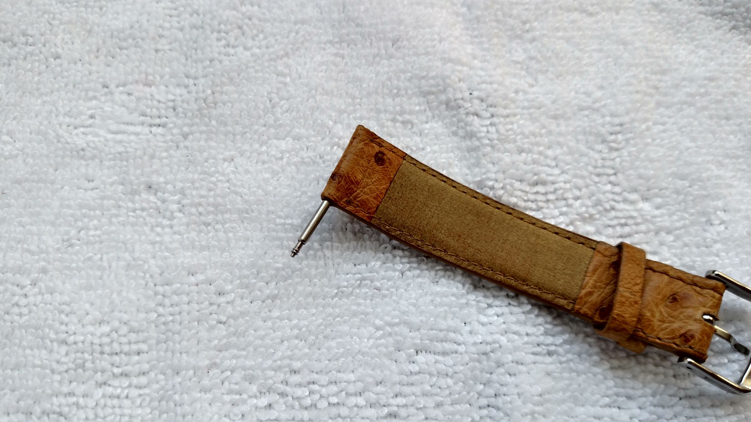 How to Replace a Watch Strap : 6 Steps (with Pictures) - Instructables