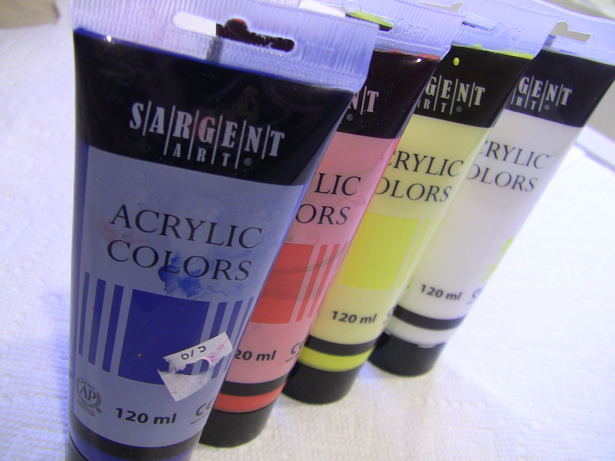 DIY Spray Paint : 4 Steps (with Pictures) - Instructables