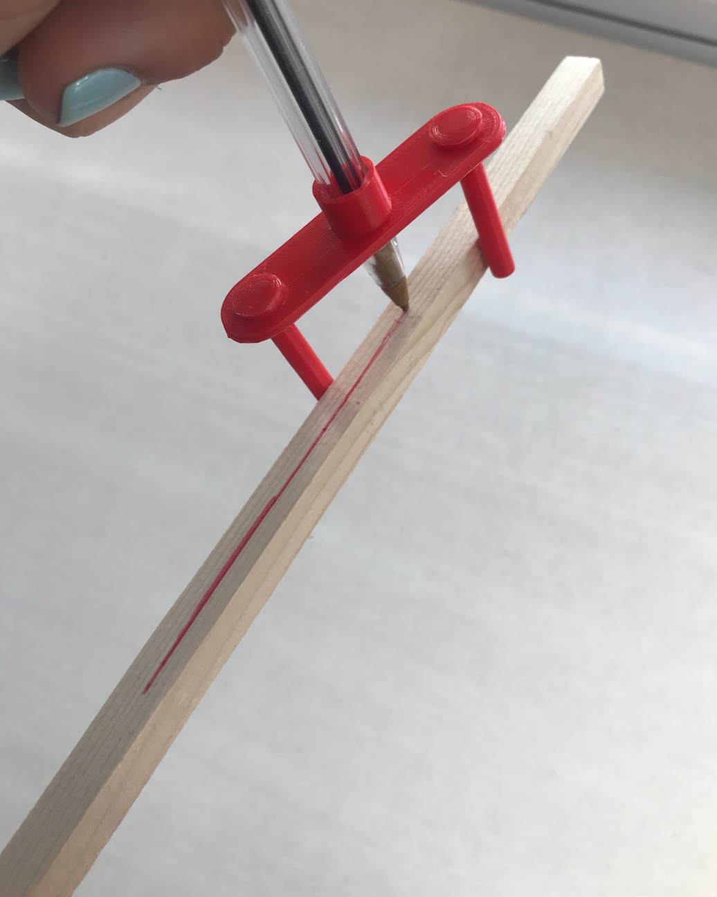 Hack a BIC Pen! : 7 Steps (with Pictures) - Instructables