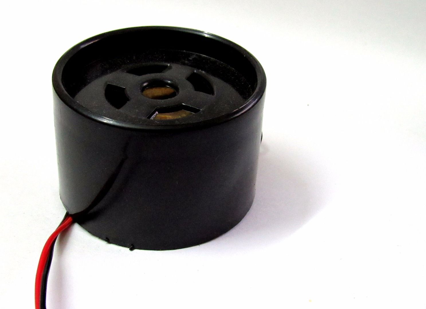 World's Loudest Arduino Intruder Alarm : 4 Steps (with Pictures ...