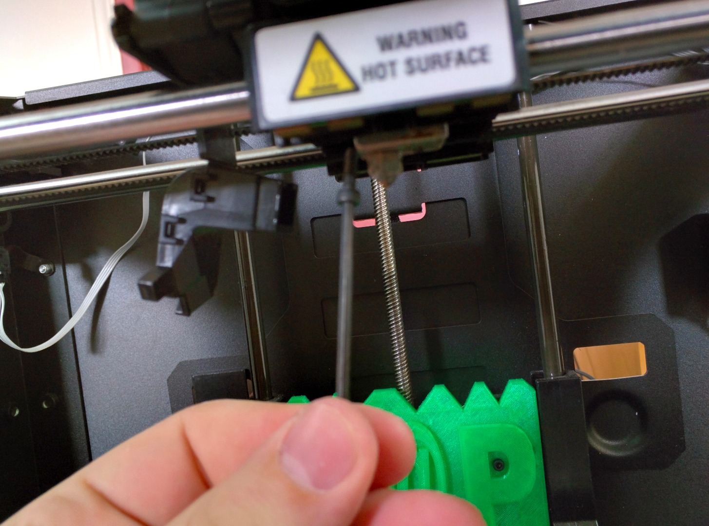 MakerBot Replicator 2 Fast Clean Guide : 8 Steps (with Pictures) - Instructables