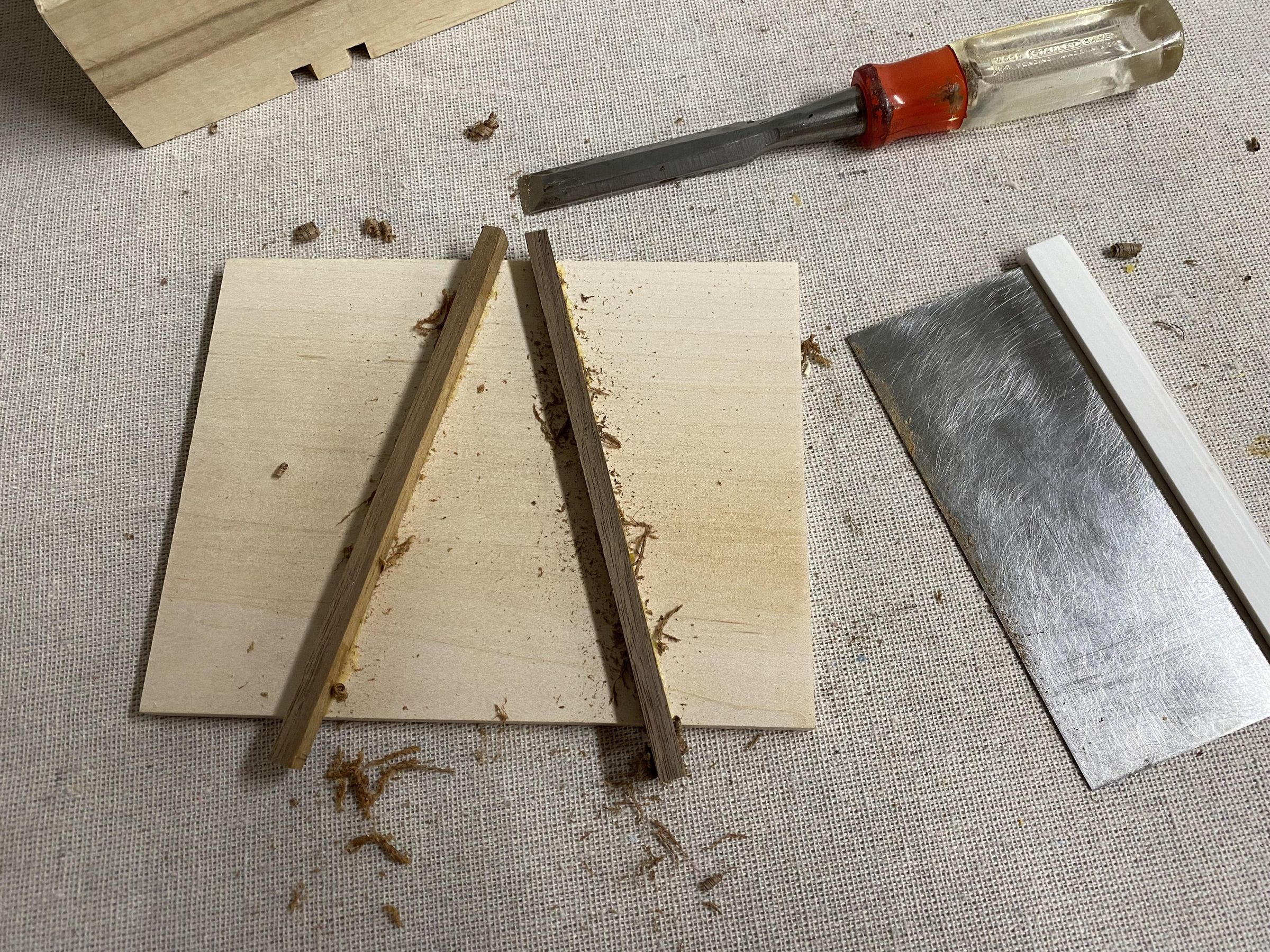 A Novel Way to Set a Box Lid : 7 Steps (with Pictures) - Instructables