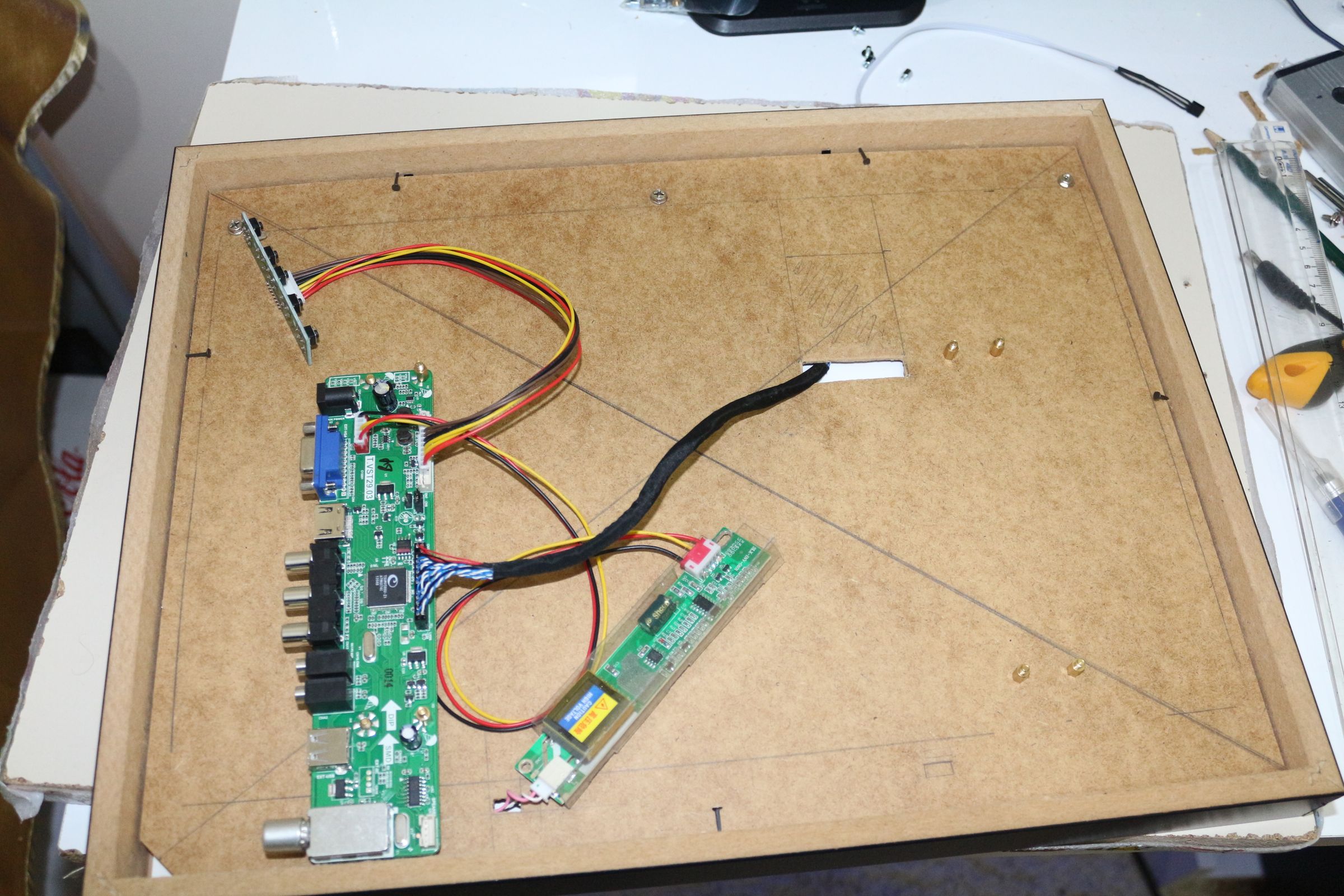 Frame for an Old Laptop LCD : 10 Steps - Instructables