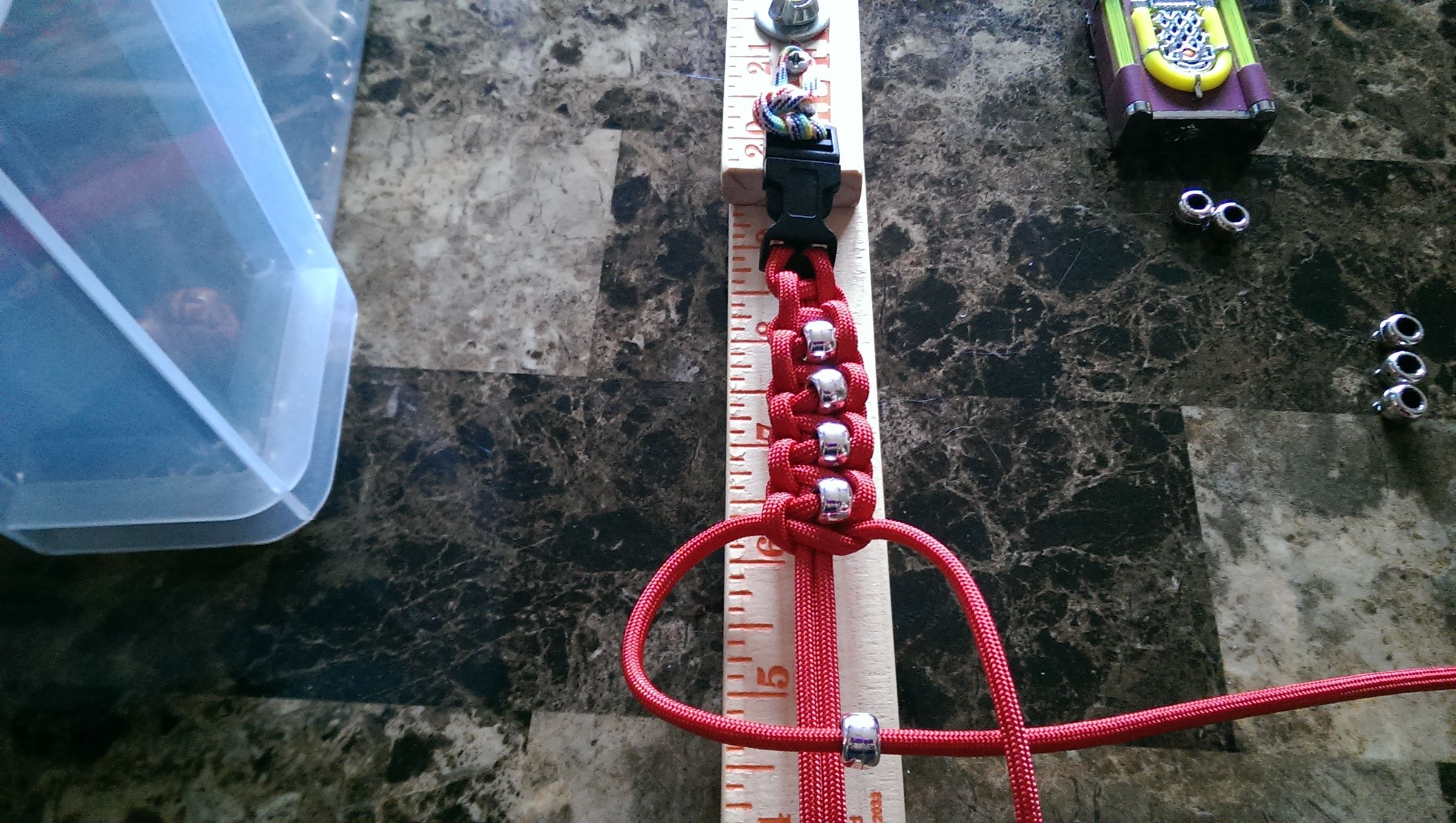 Beaded Paracord Bracelet : 7 Steps - Instructables