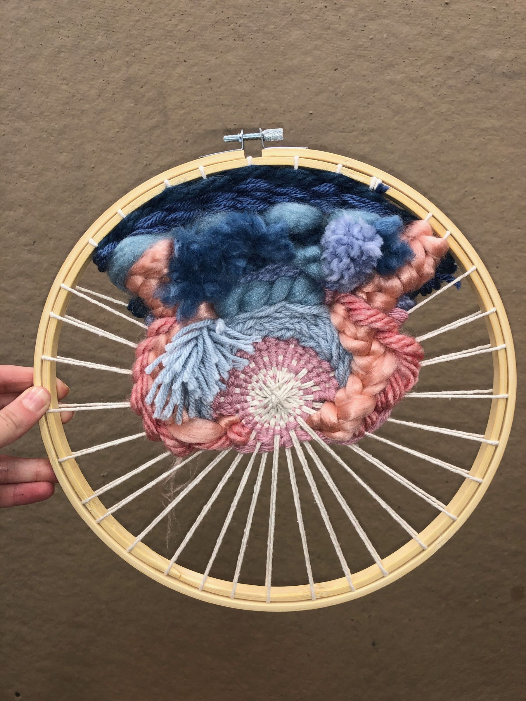 Circular Wall Hanging : 5 Steps - Instructables