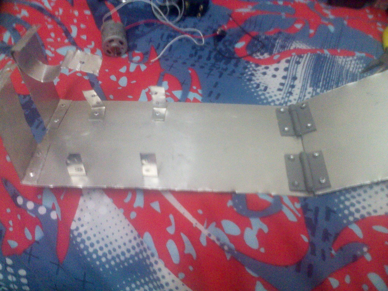 How to Make a Mini Battlebot : 11 Steps - Instructables