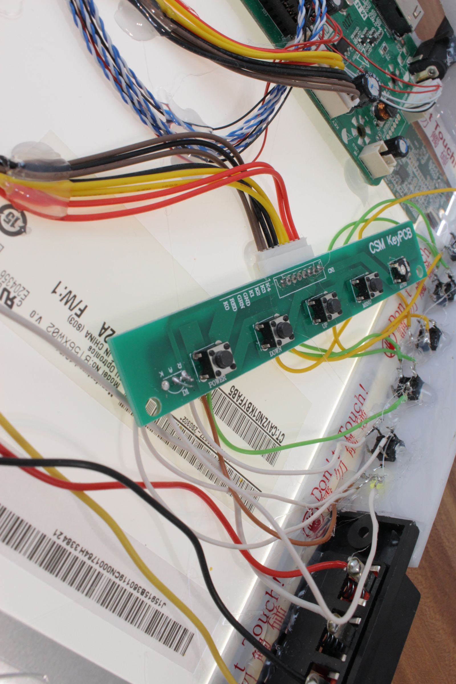 How to Reuse the Old LCD Screen of Your Broken Laptop : 4 Steps ...