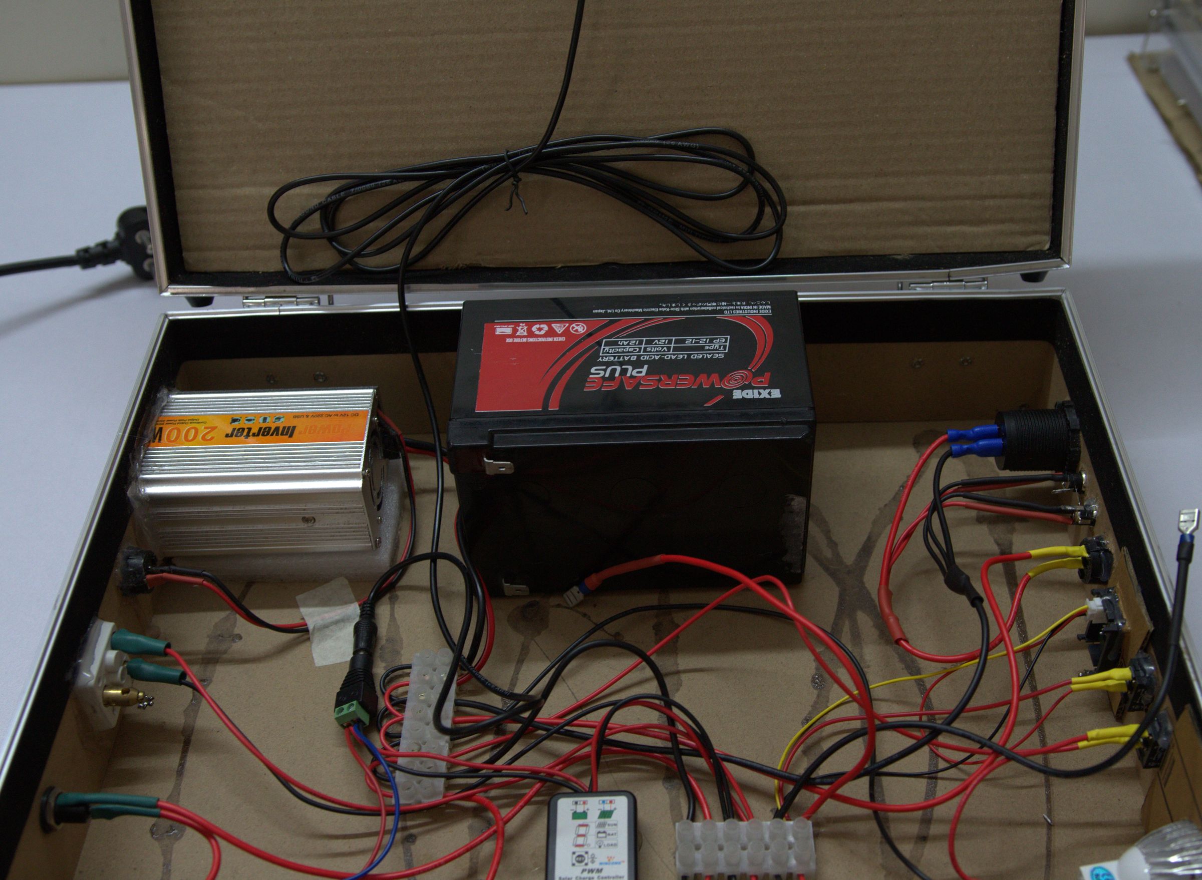 DIY Solar Power Generator V1.0 : 17 Steps (with Pictures) - Instructables