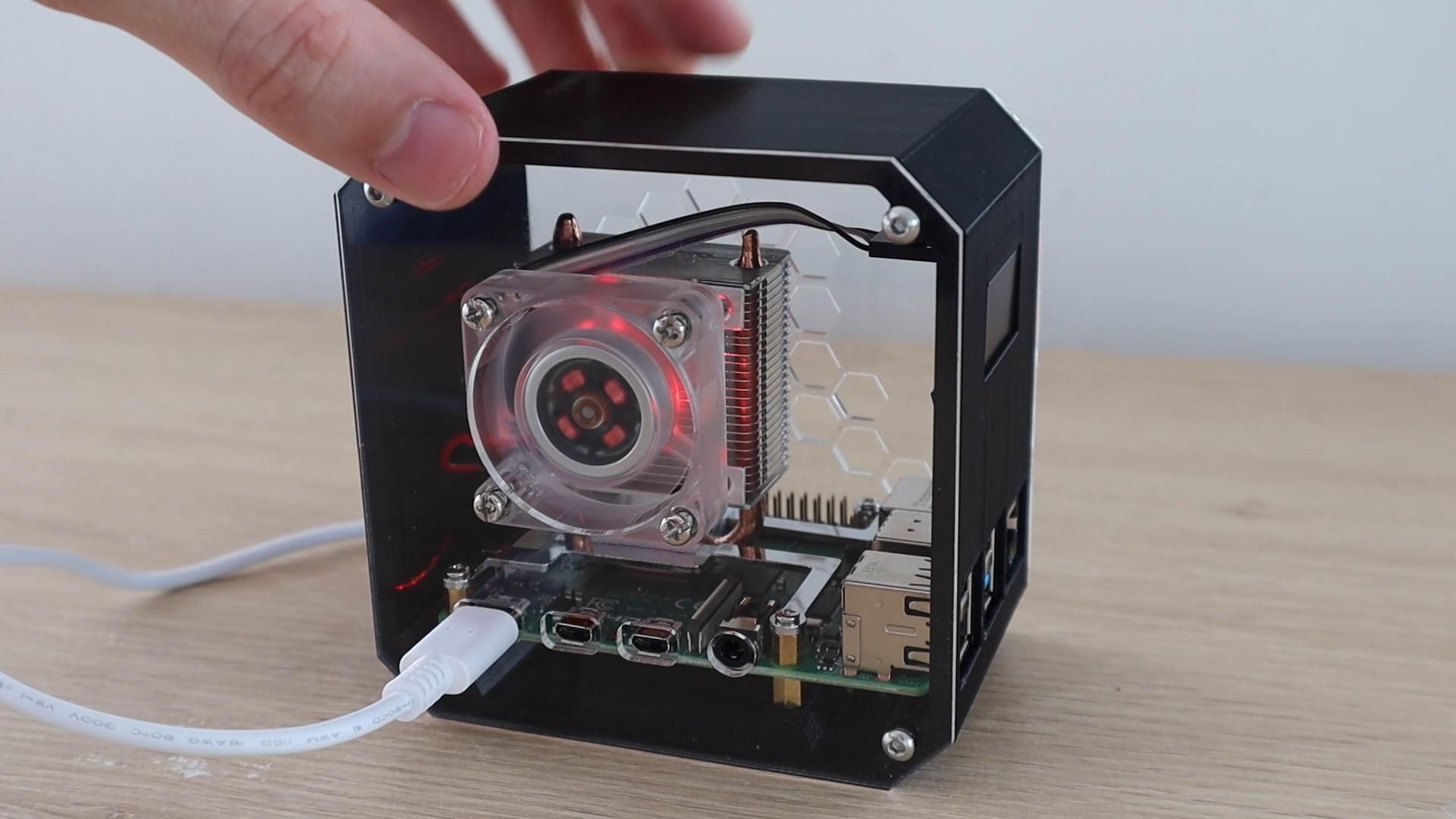 DIY Raspberry Pi Desktop Case With Stats Display : 9 Steps (with ...