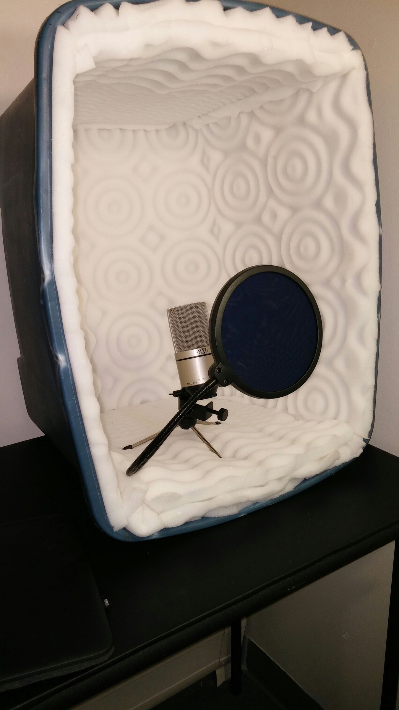 Sound Cancelling Portable Studio Box : 4 Steps (with Pictures ...