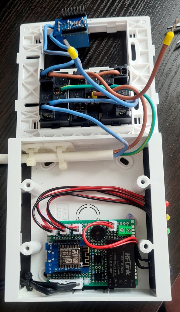 Water Tank Level Alarm And Pump Cutoff Esp8266 And Micropython 8 Steps With Pictures