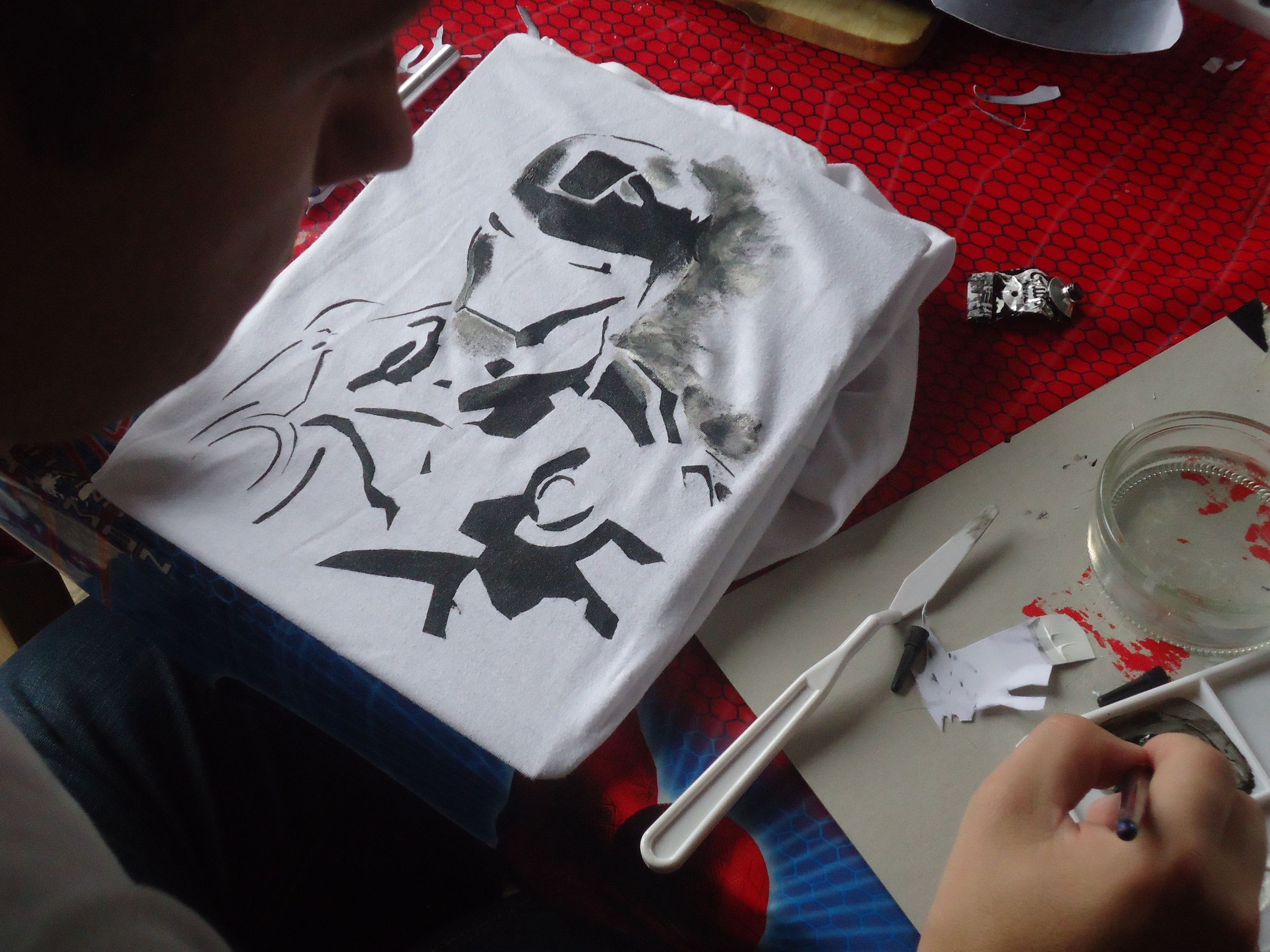 Hand Painted T-shirts. : 6 Steps (with Pictures) - Instructables
