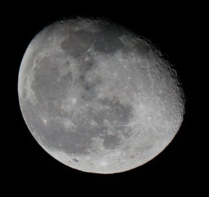 Moon Photography Guide for Beginners (using an Entry-level Camera and ...