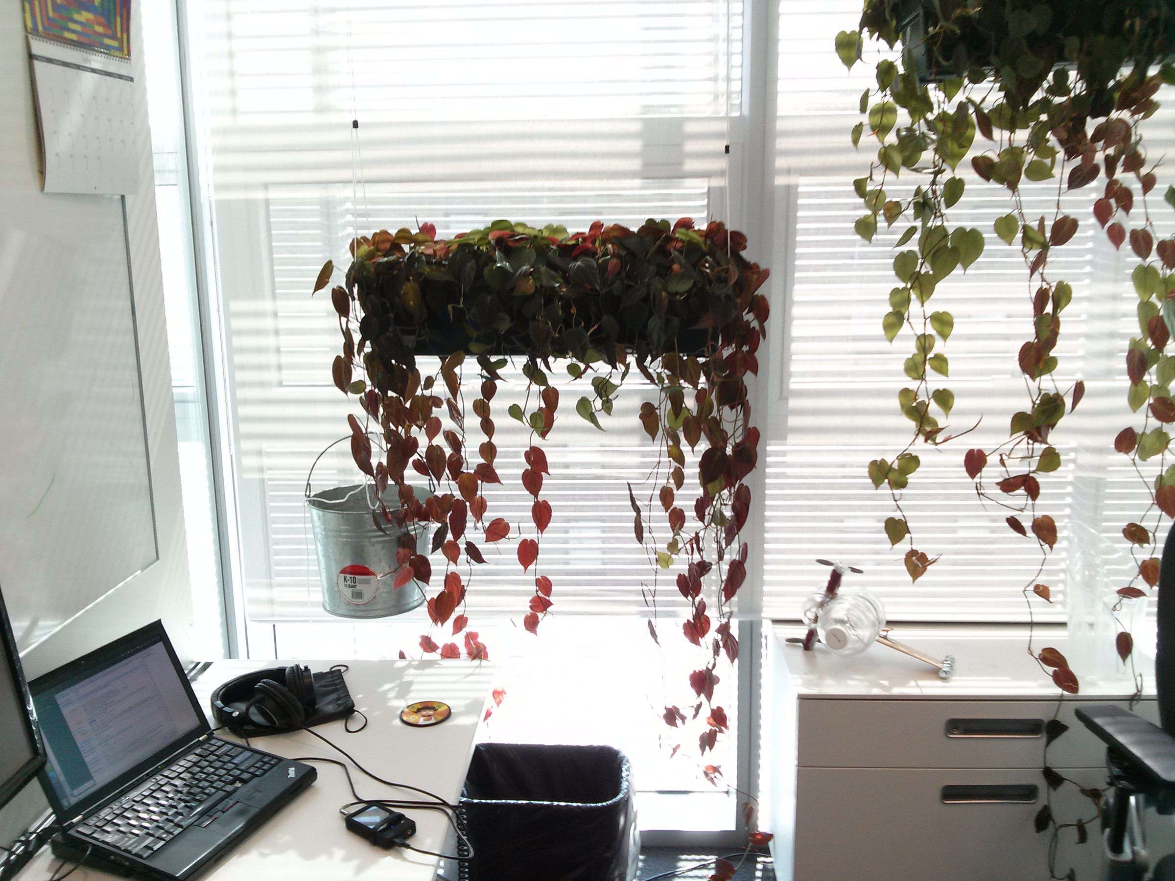 Counterweight Balanced Hanging Planters : 5 Steps - Instructables