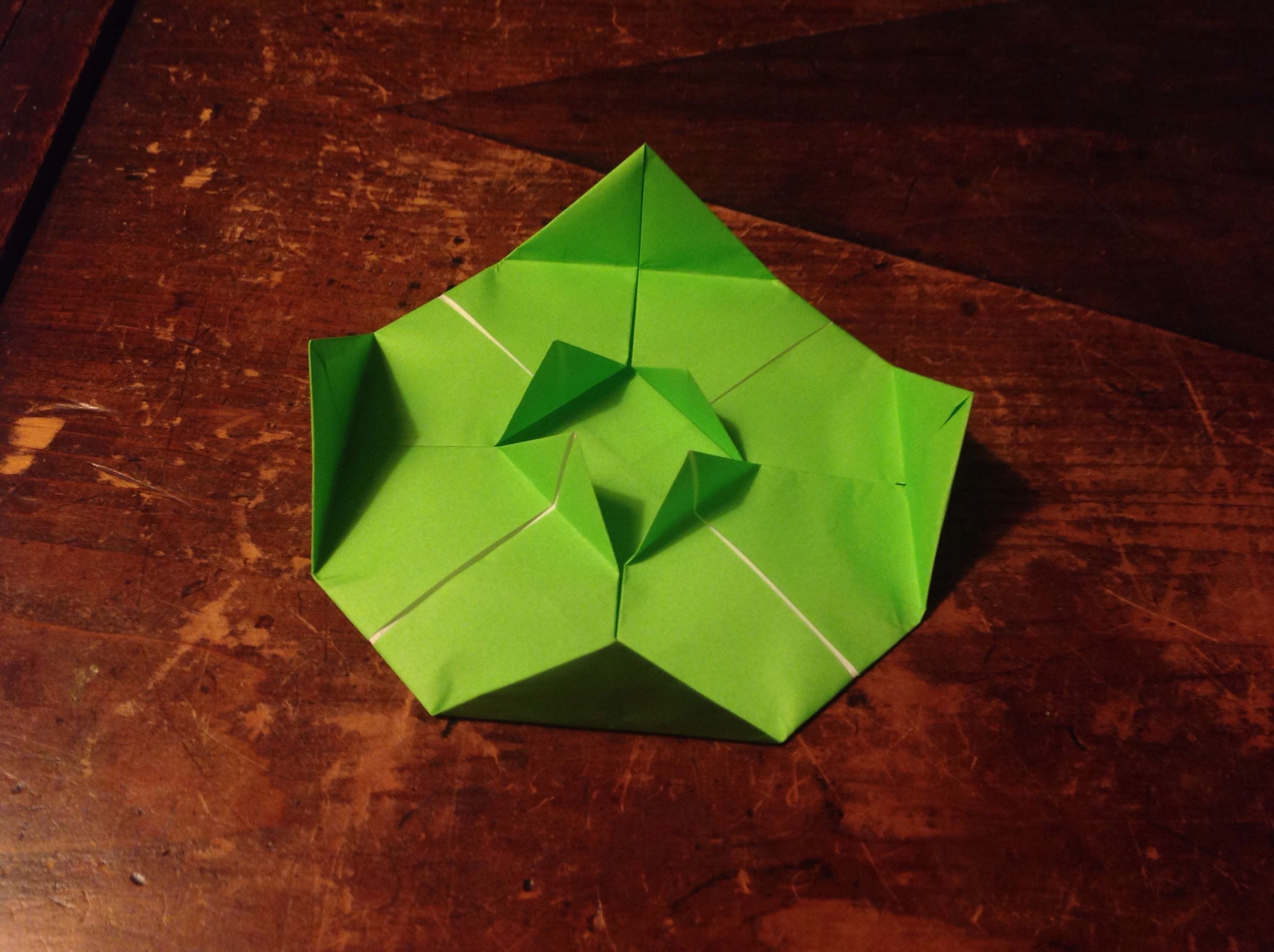 Origami Flying Saucer (really Flies) : 7 Steps - Instructables