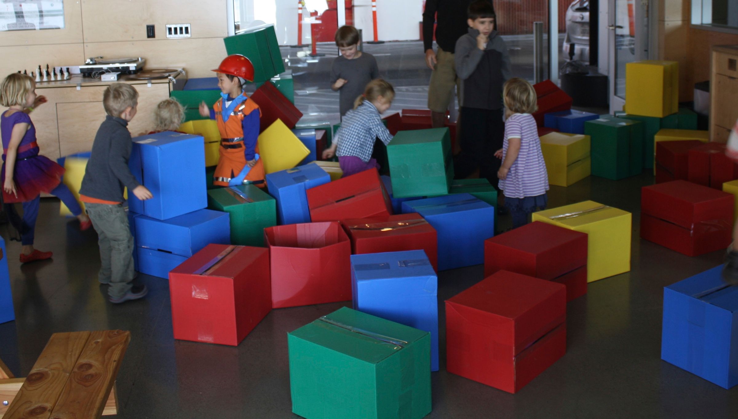 Giant Cardboard LEGO Blocks : 8 Steps (with Pictures) - Instructables