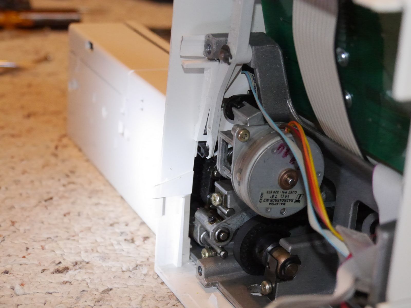 Adjust Timing on Pfaff 2030 Sewing Machine : 8 Steps (with Pictures ...