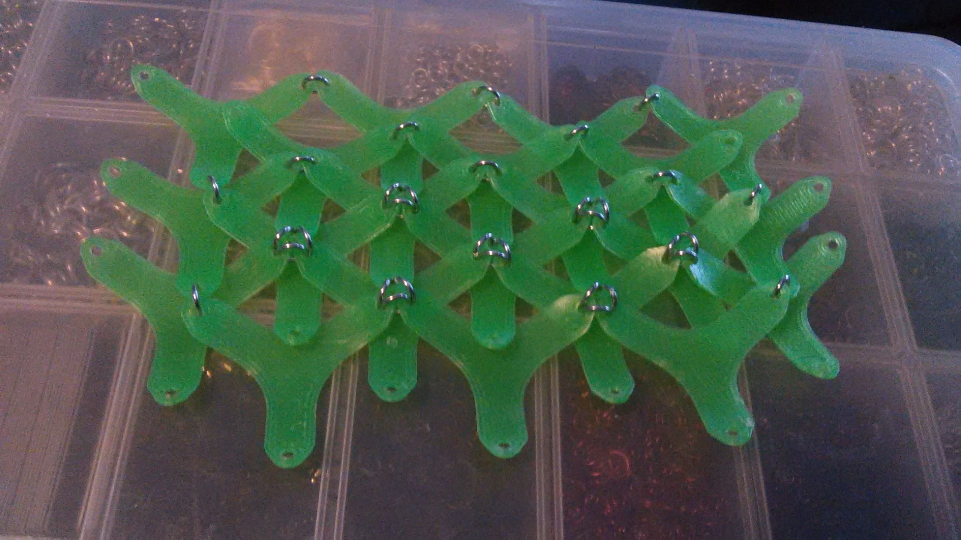 Chinese Scalemaille : 3 Steps - Instructables