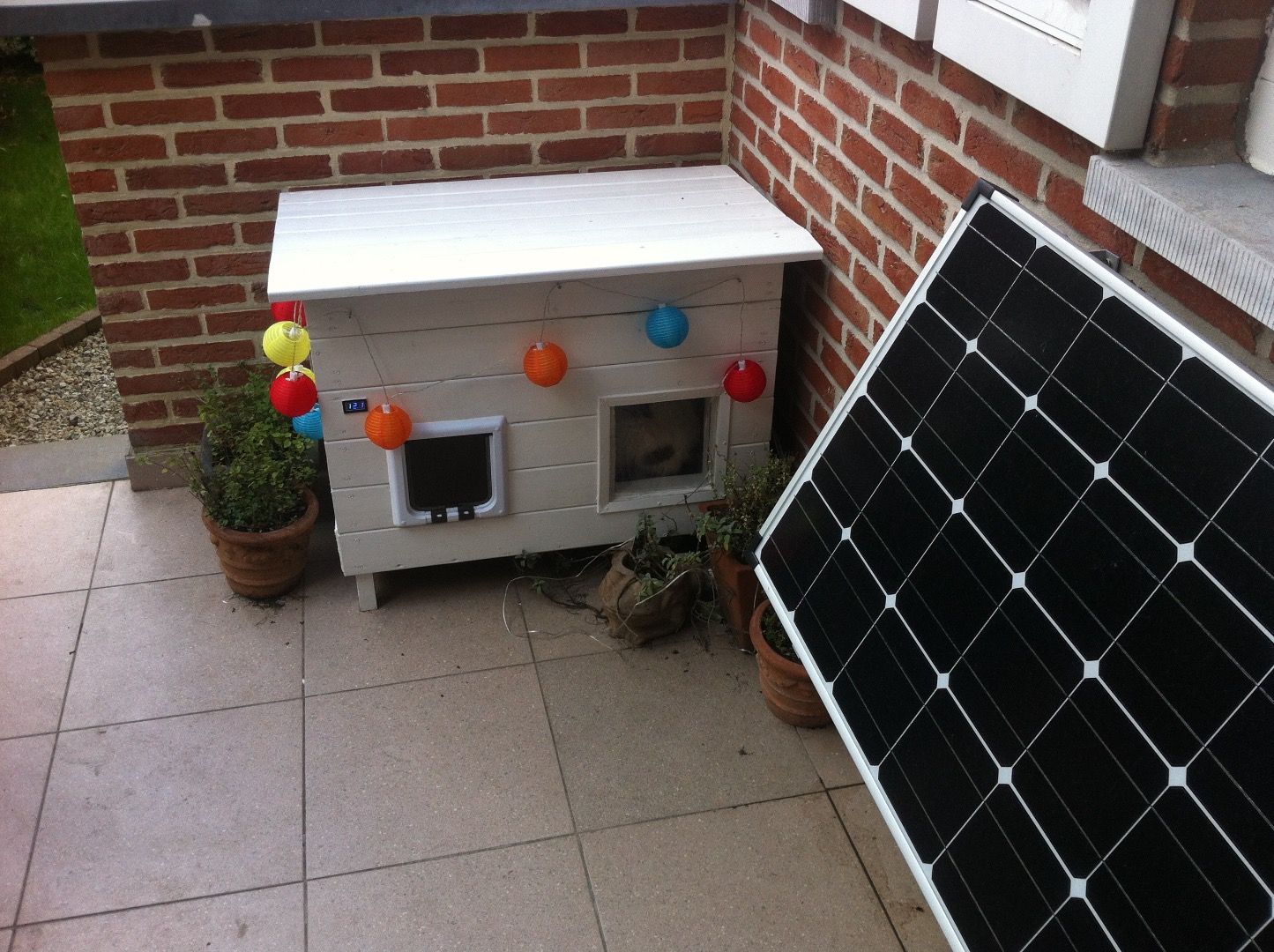 Solar Powered Cat House : 4 Steps (with Pictures) - Instructables