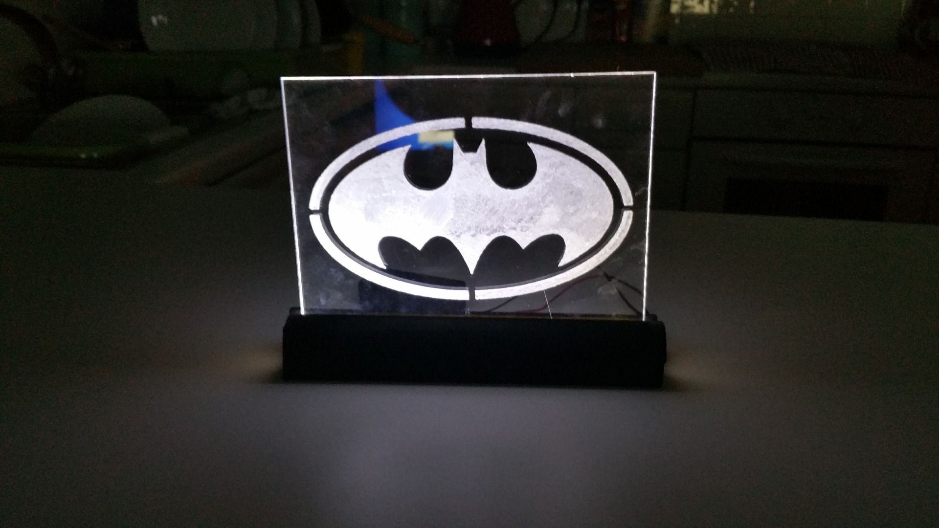 Batman Engraved Logo (with Pictures) - Instructables
