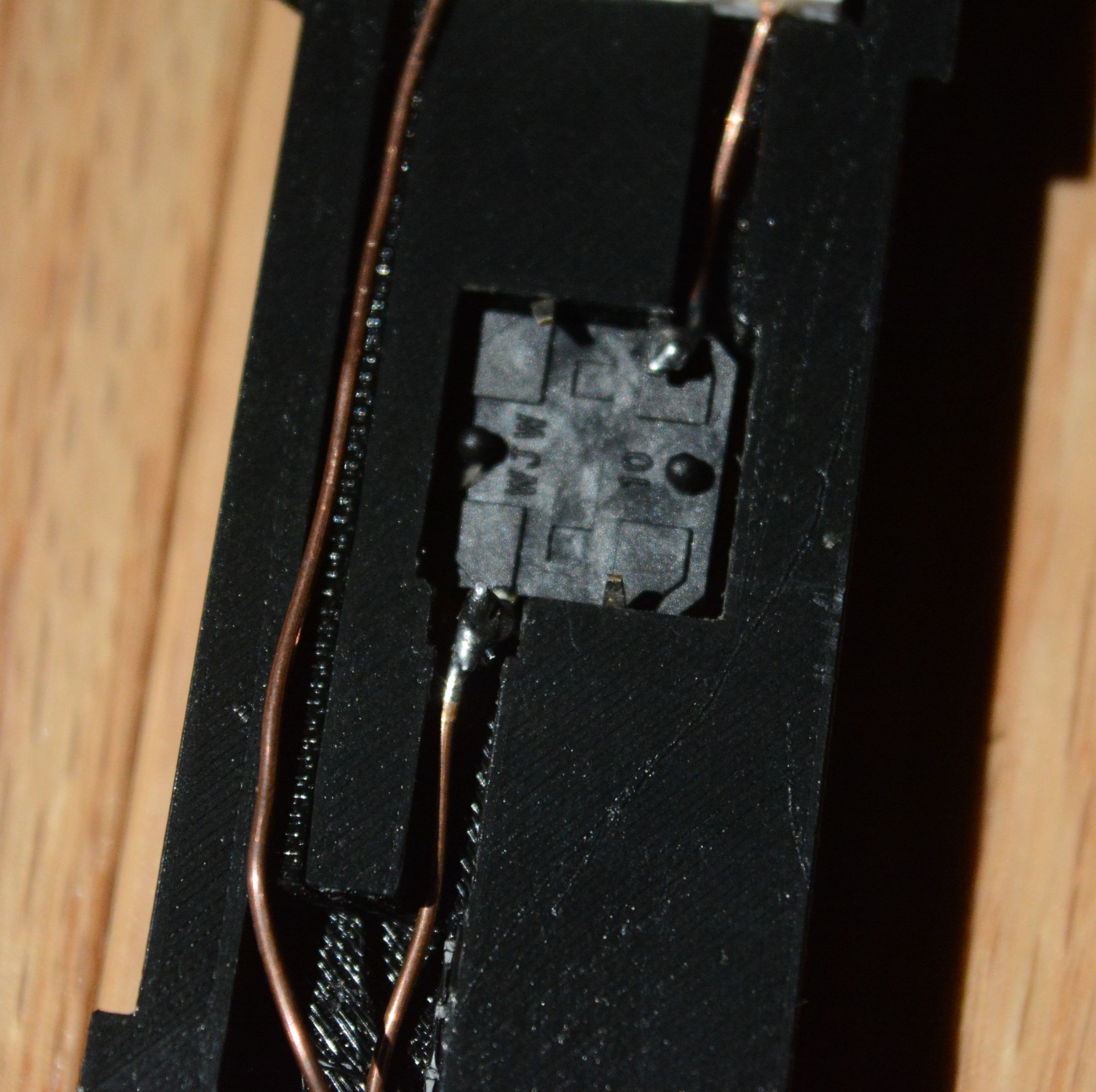 DIY Neuralyzer and Men in Black Costume : 6 Steps (with Pictures ...
