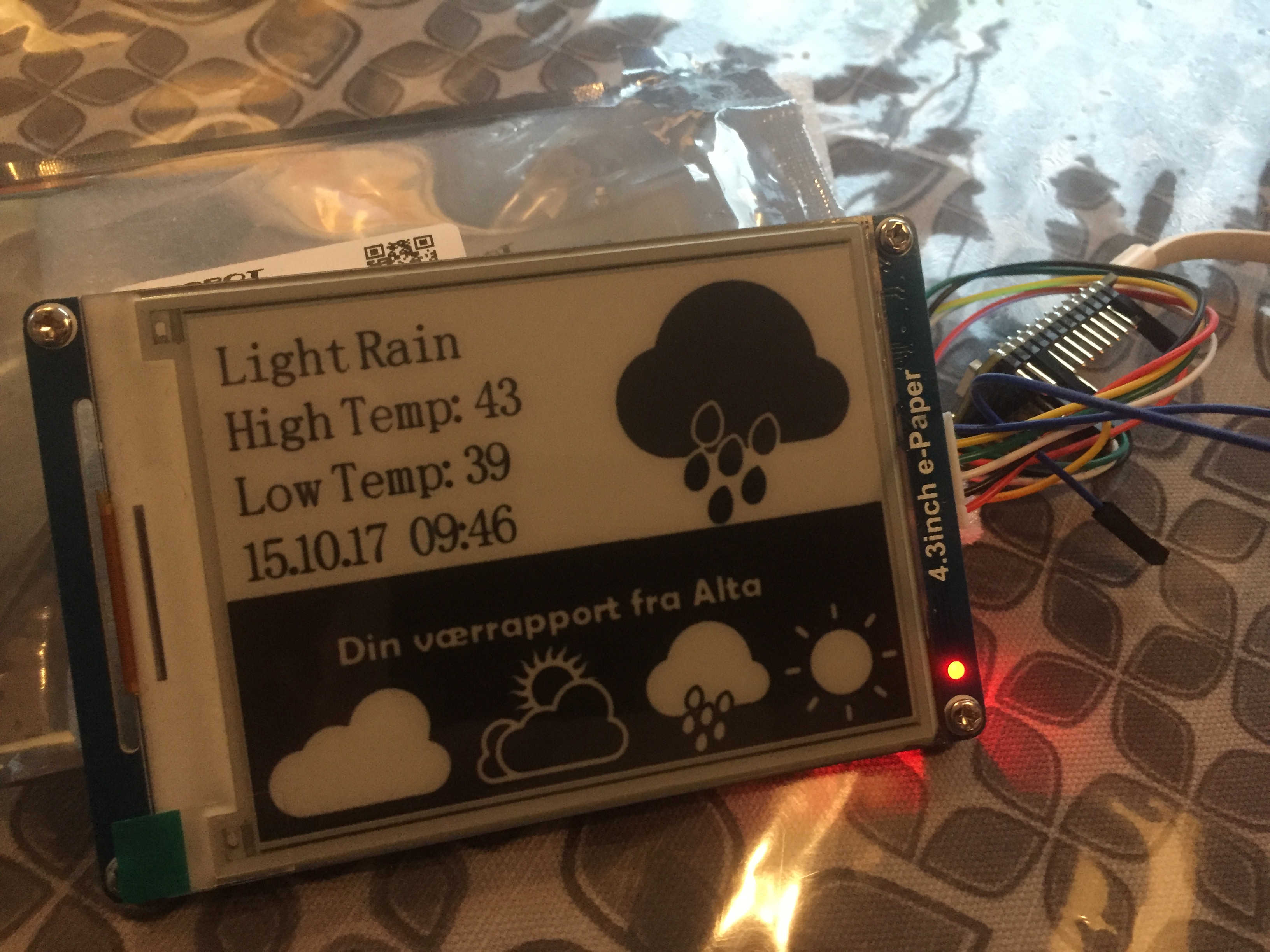 E-Paper Weather Display With Photon and IFTTT : 6 Steps (with Pictures ...