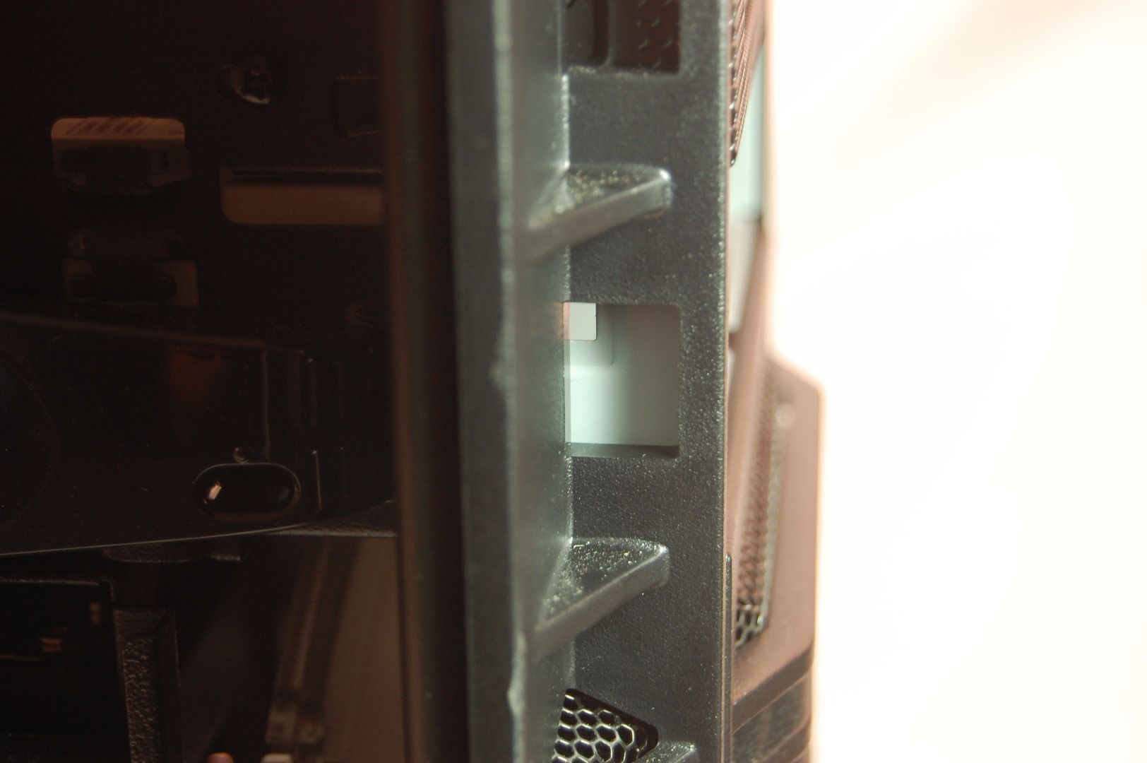 Hidden Computer Drawer : 12 Steps (with Pictures) - Instructables