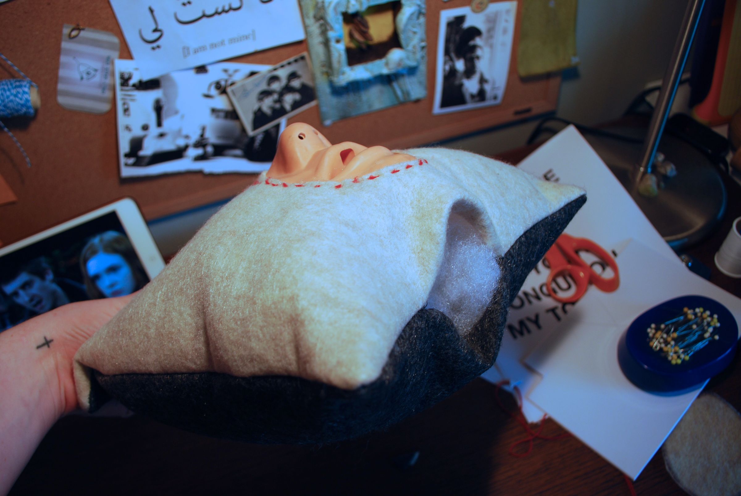 Make-Out Practice Pillow for Valentine's Day : 5 Steps (with Pictures ...