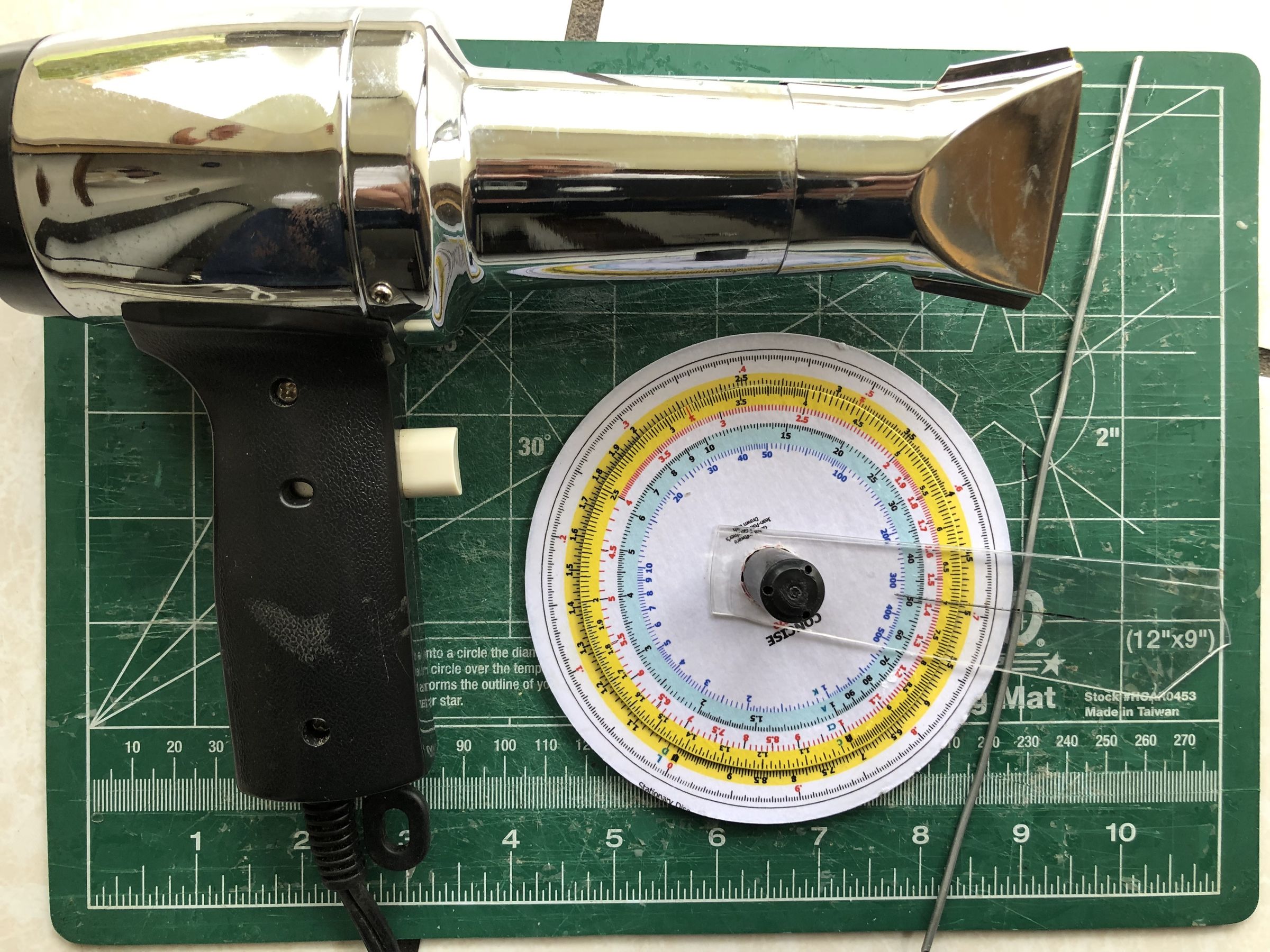 CIRCULAR CD SLIDE RULE : 9 Steps (with Pictures) - Instructables