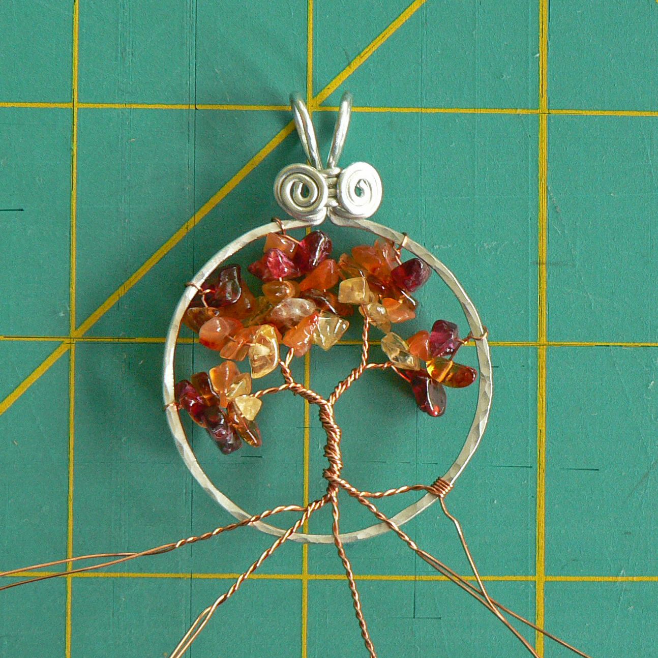 Simple Wire Wrap Tree Tutorial : 10 Steps (with Pictures) - Instructables