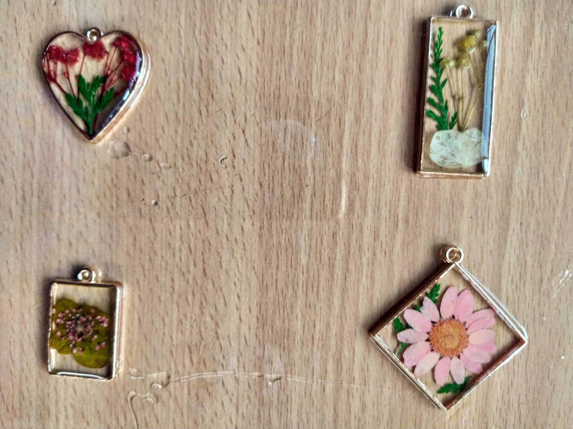 Botanical Resin Jewelry : 29 Steps (with Pictures) - Instructables