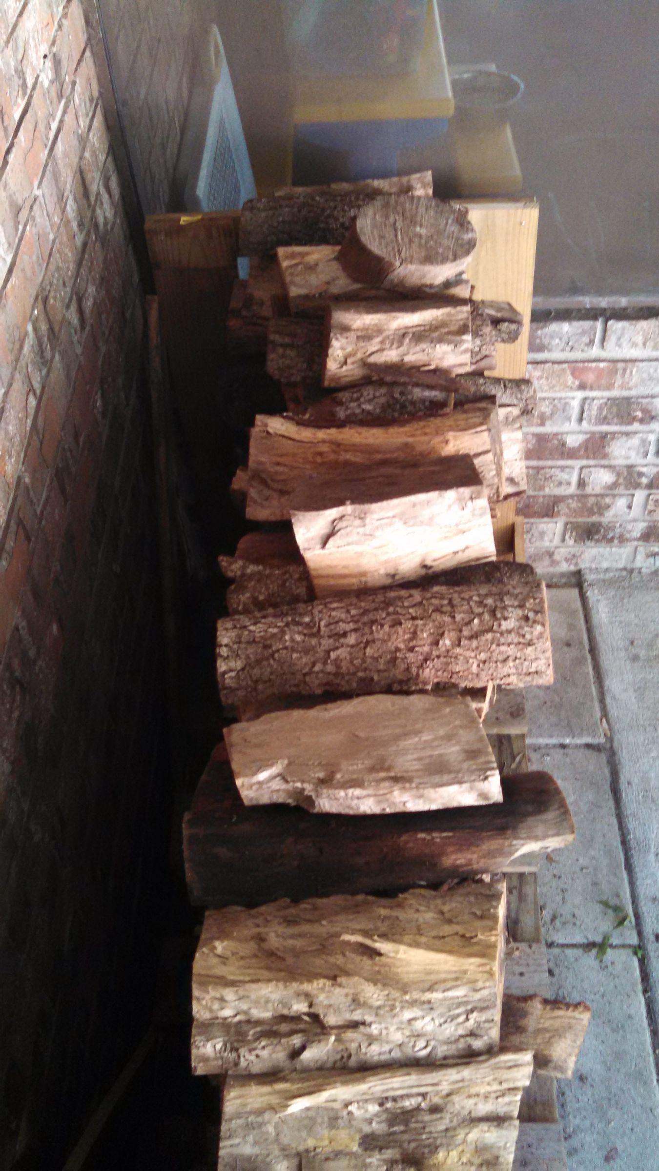 The 30 Minute Firewood Rack - Pallet Style : 6 Steps - Instructables