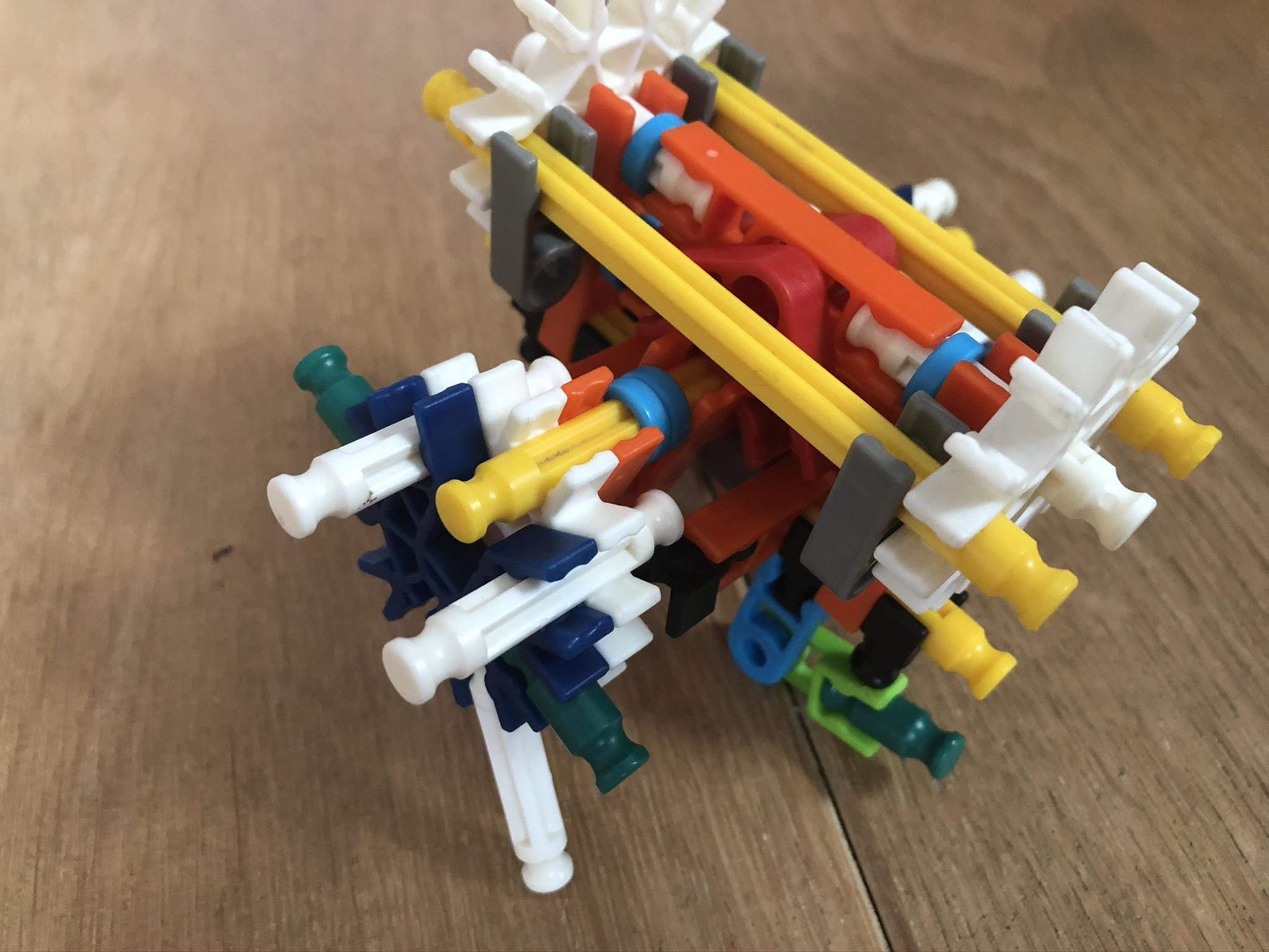 4-way Path Seperator for Knex Ball Machines : 11 Steps - Instructables