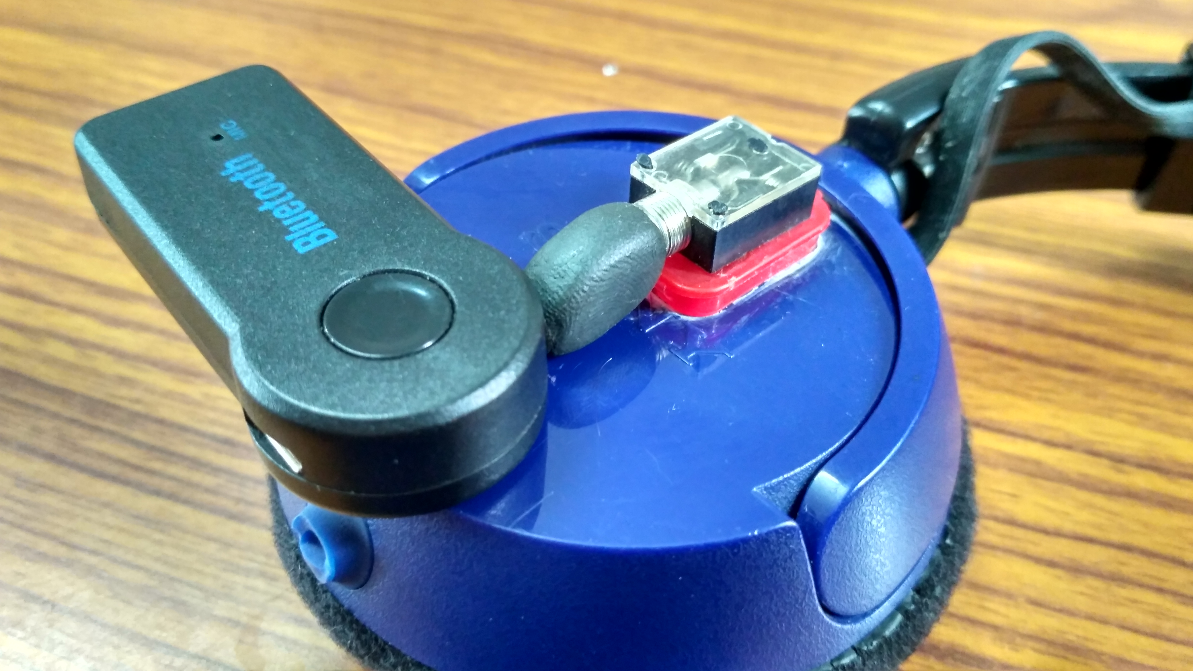 Wired to Wireless Bluetooth Headphone Convertion : 9 Steps (with ...