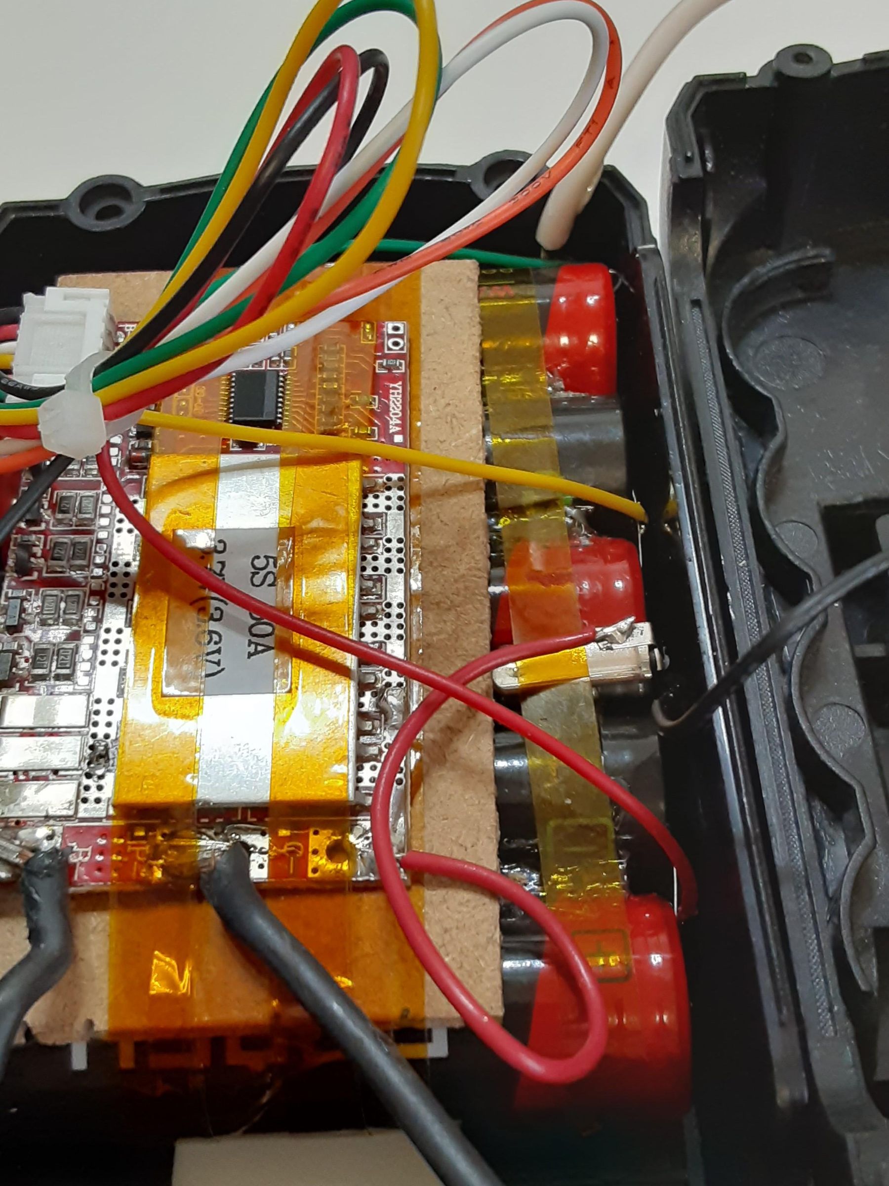 Harbor Freight Battery Pack Salvage: : 13 Steps (with Pictures ...