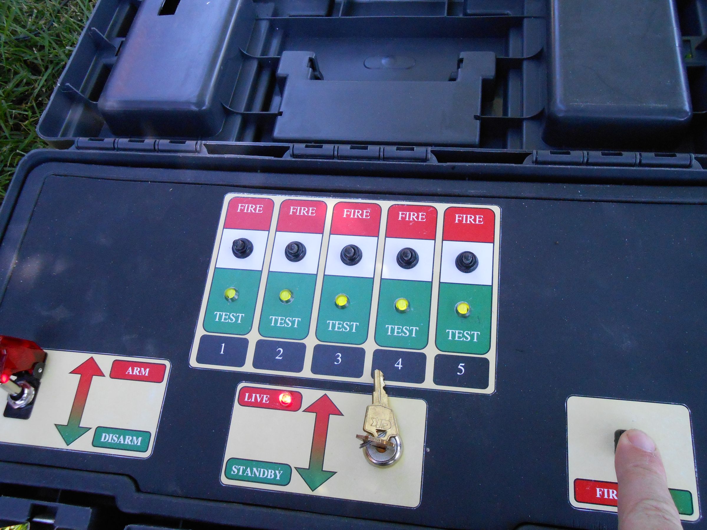 Multiple Rocket Control Center : 20 Steps (with Pictures) - Instructables