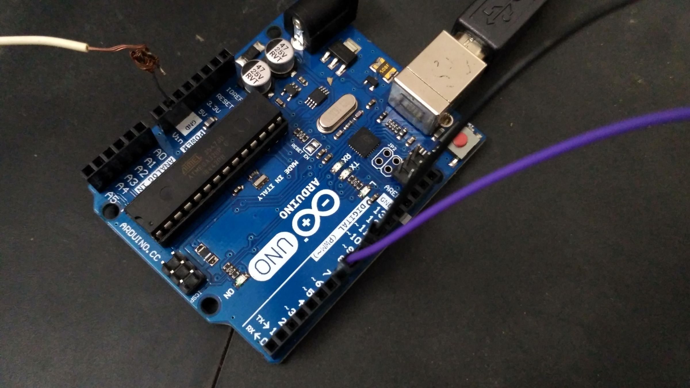 Control TV With Arduino ?? | Arduino TVout Library | Display Text ...