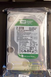 Changing an IMac's HDD : 10 Steps - Instructables
