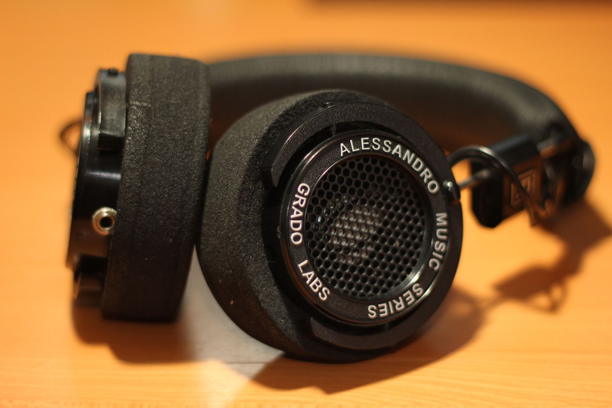 Grado SR60i Single Side Detachable Cable Mod - Instructables