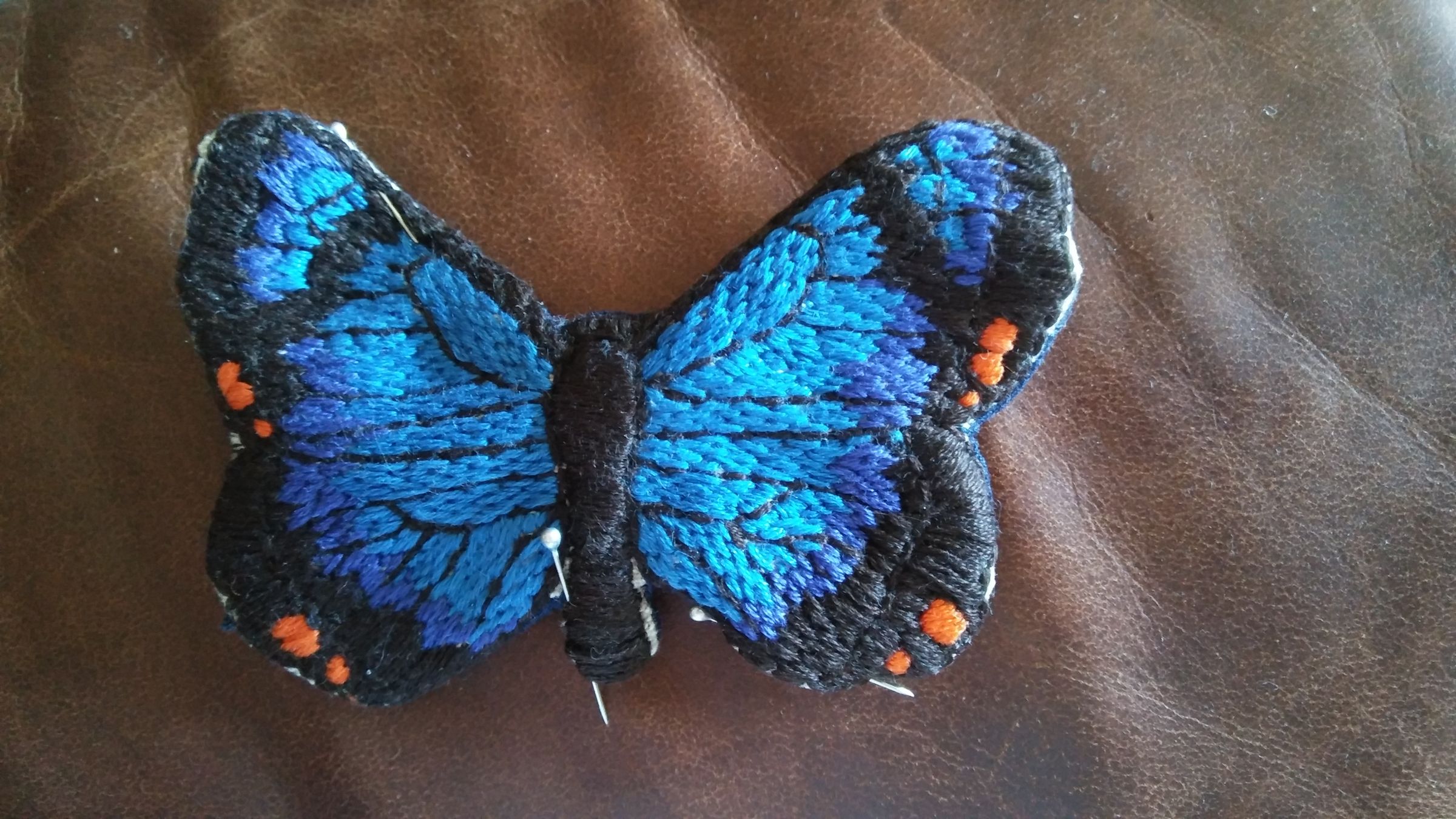 Finish a Hand-Embroidered Patch Like You Mean It : 5 Steps (with ...