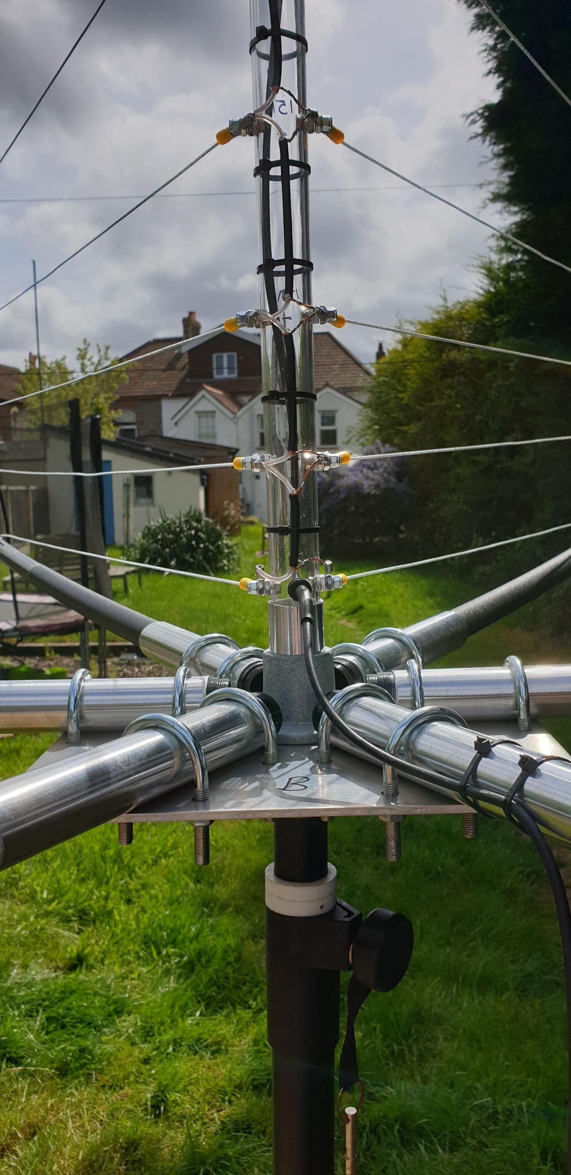 Broadband Hex Beam Antenna - 6 Band : 6 Steps (with Pictures ...