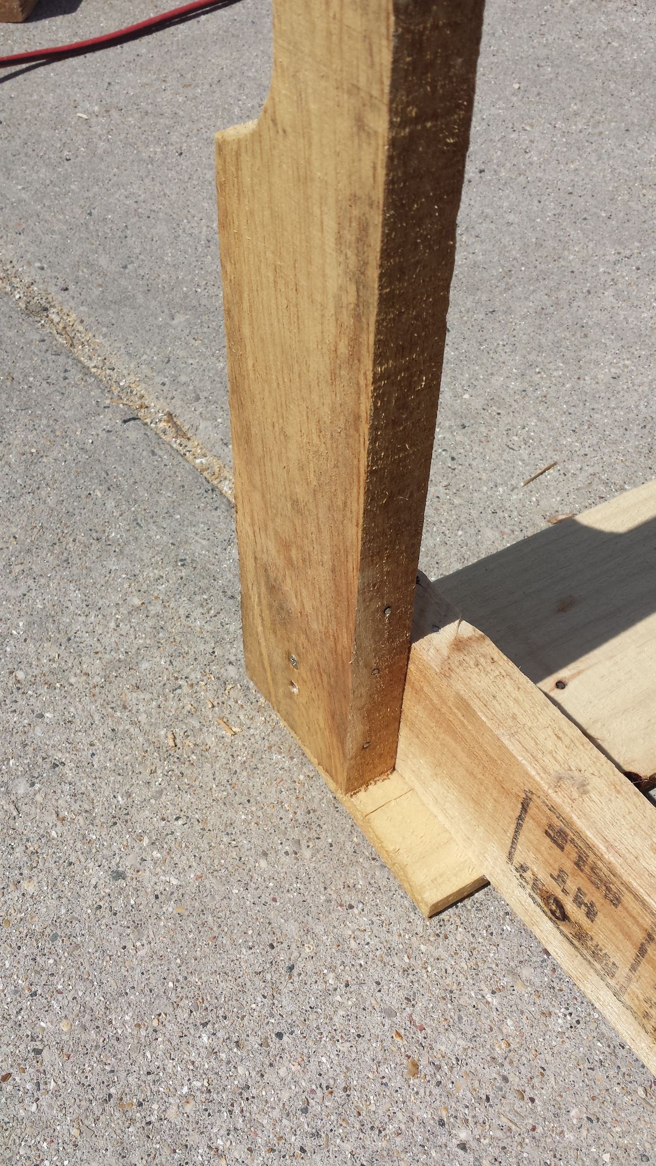 The P.A.L.L.E.T. (Pallet and Loose Lumber Enclosure Tower) : 4 Steps ...